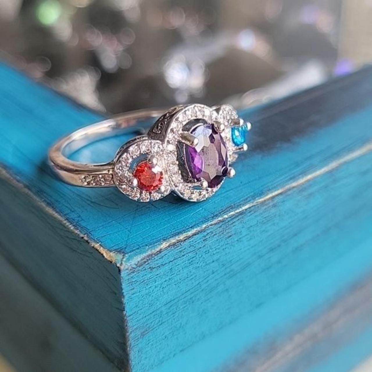 Fragrant Jewels Trio Stone... - Depop