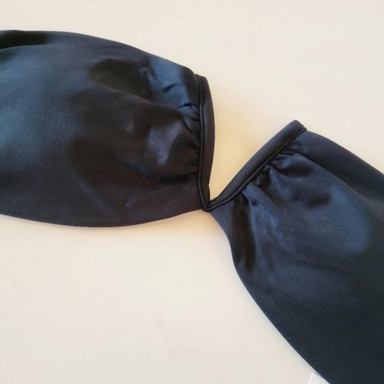 NWT Andie Swim Scala Top Black Medium V-front 3-size... - Depop