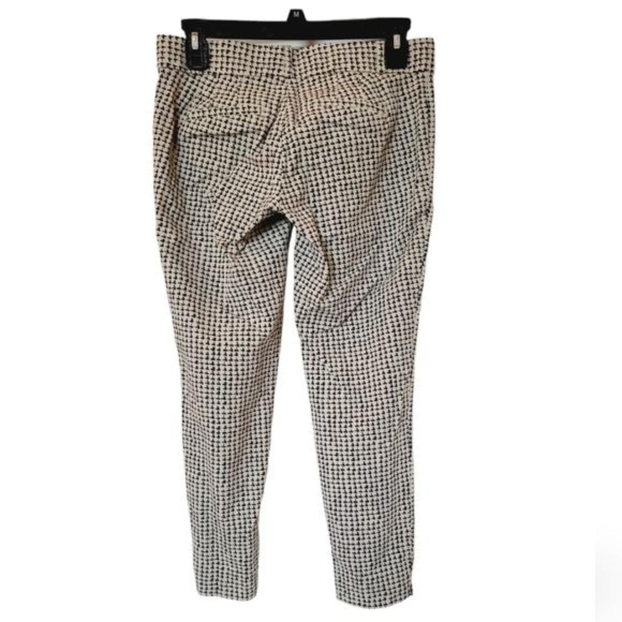 Banana Republic black & cream print slacks Flat... - Depop