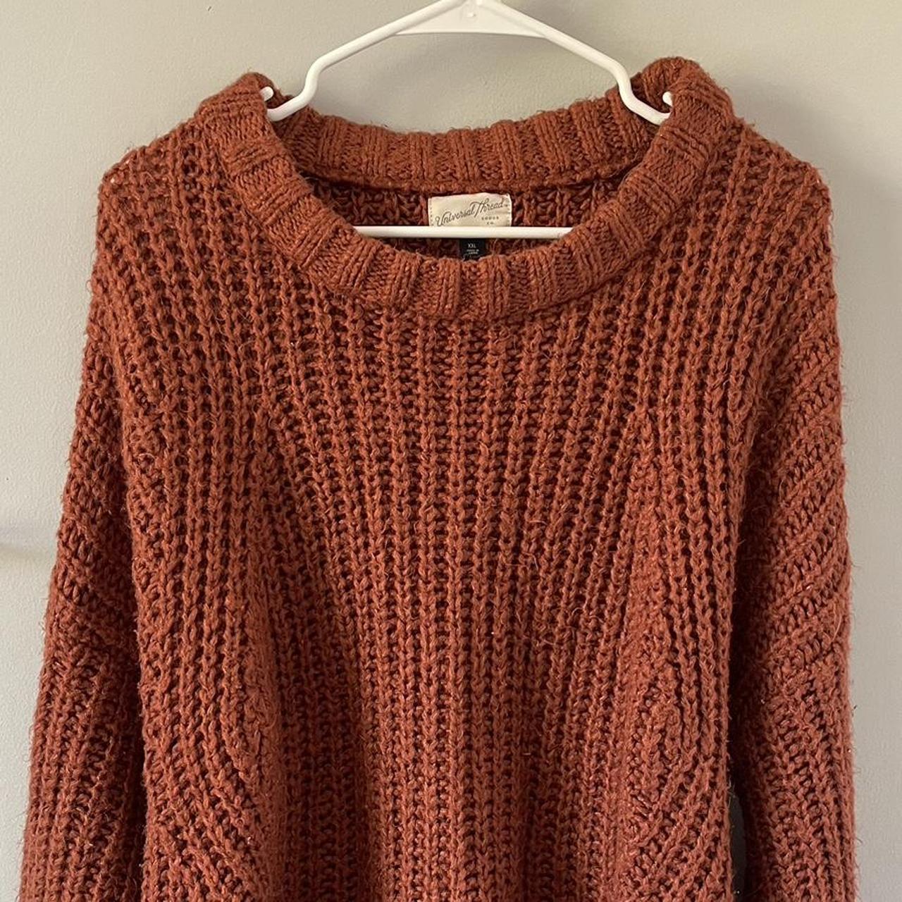 Universal Threads Chunky Sweater - Depop