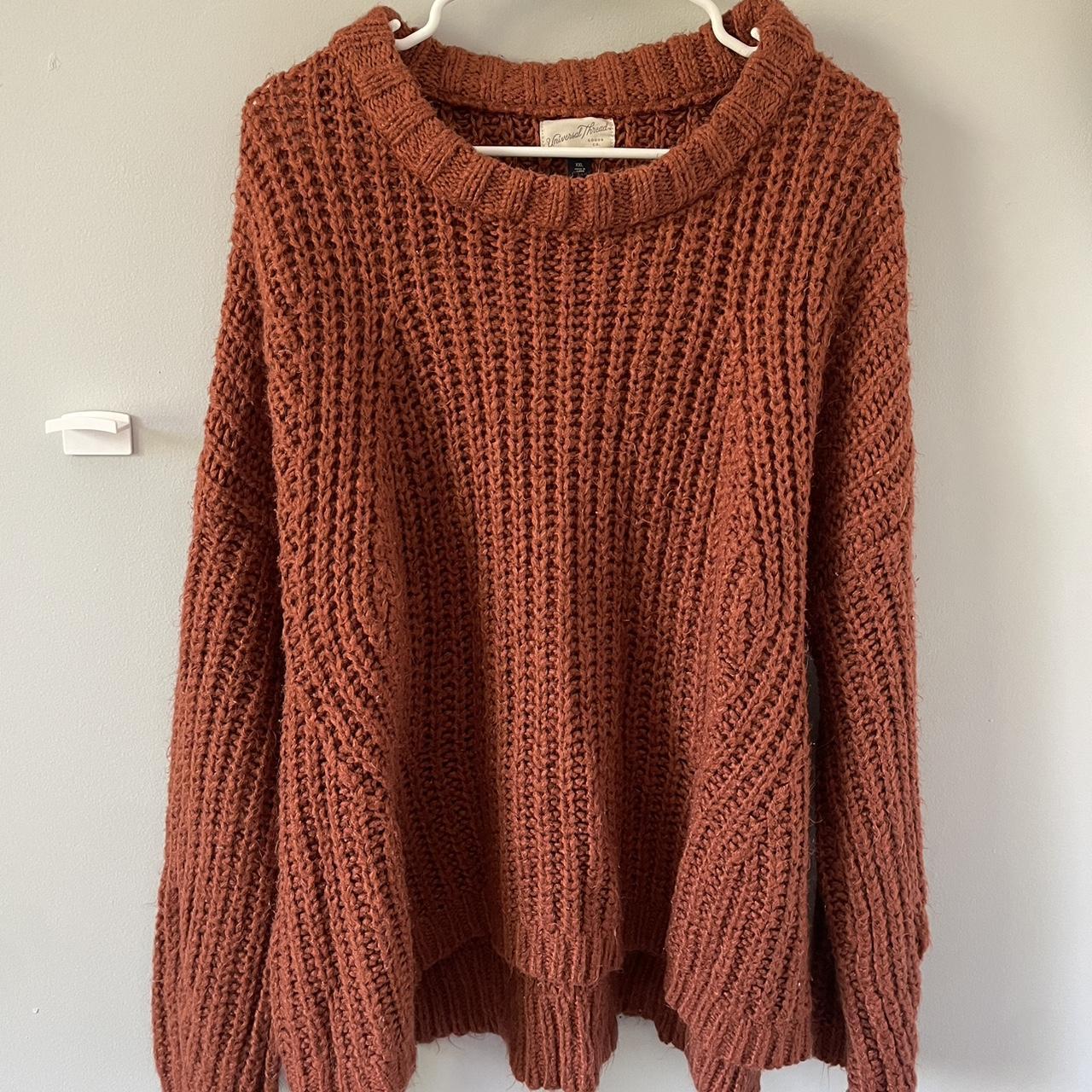 Universal Threads Chunky Sweater - Depop