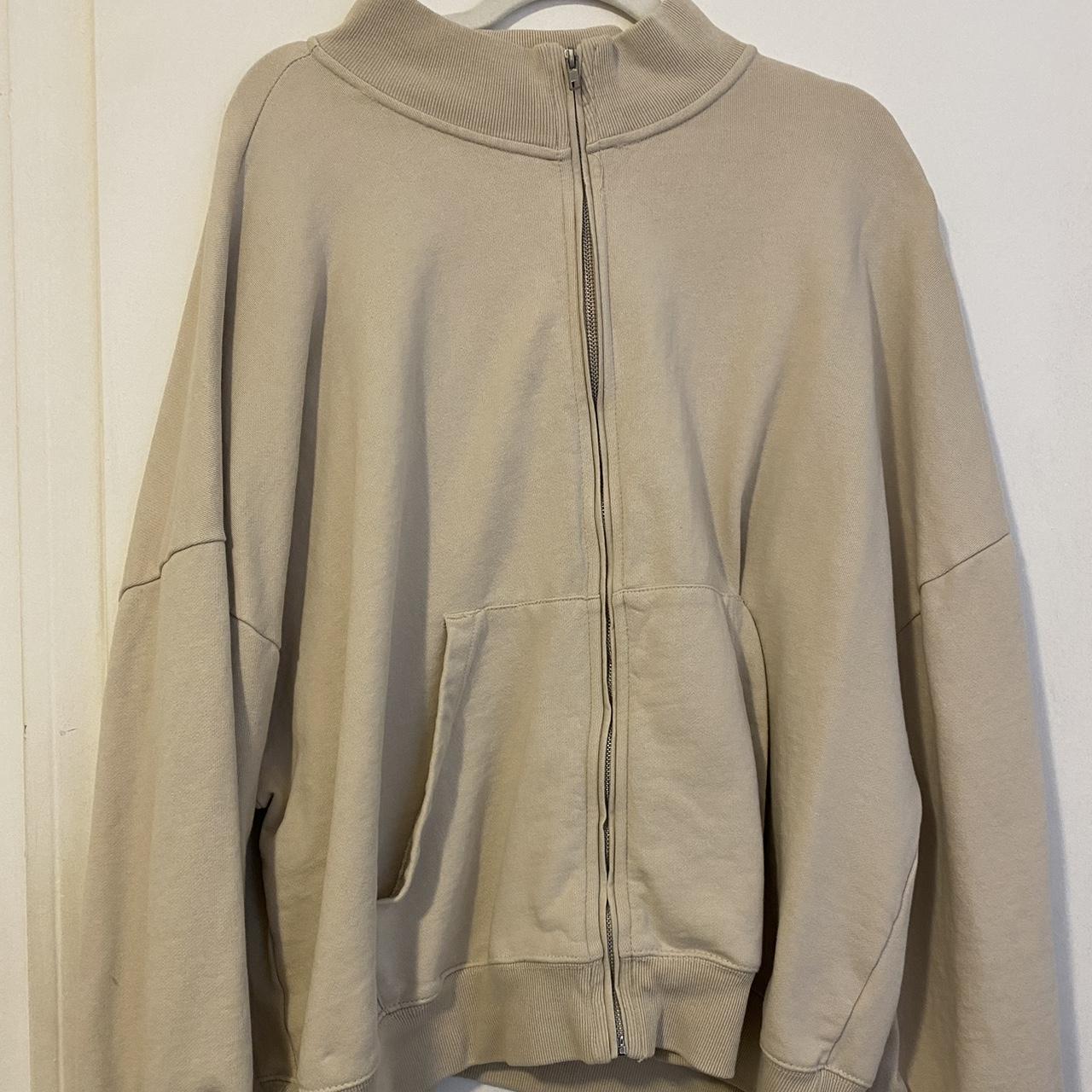 UW MADISON WISCO DESIGN TEAM carhartt zip up perfect... - Depop