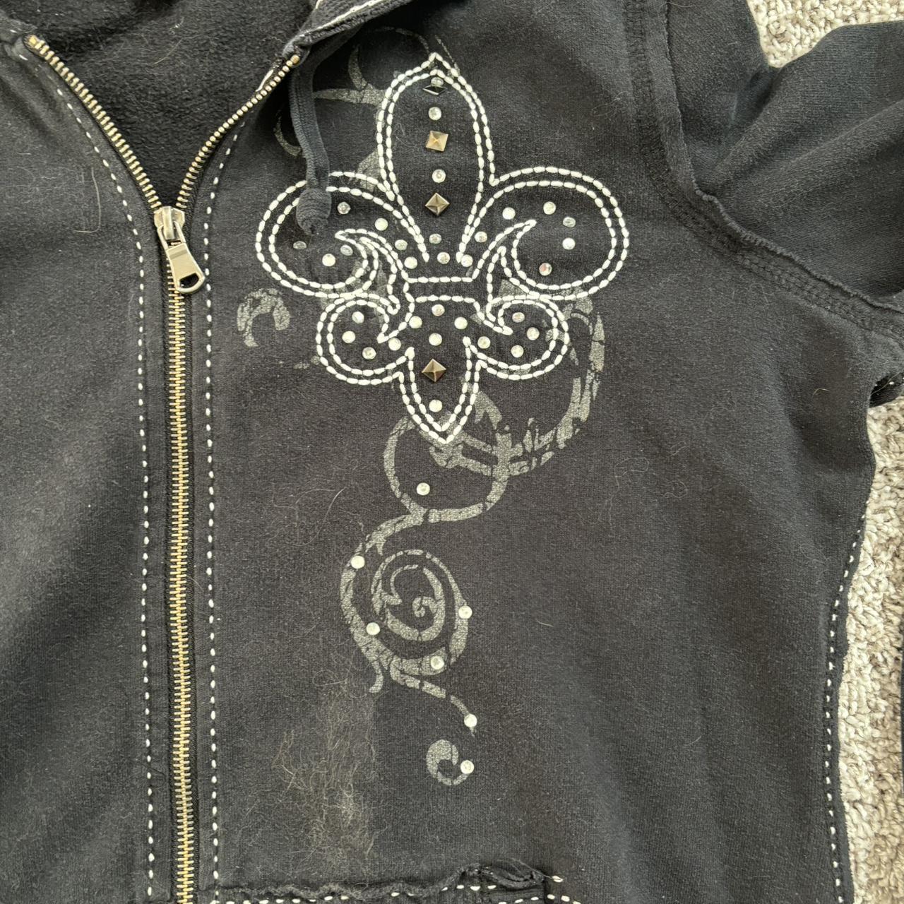 vanity zip up! for a tight fit women’s XL is best... - Depop