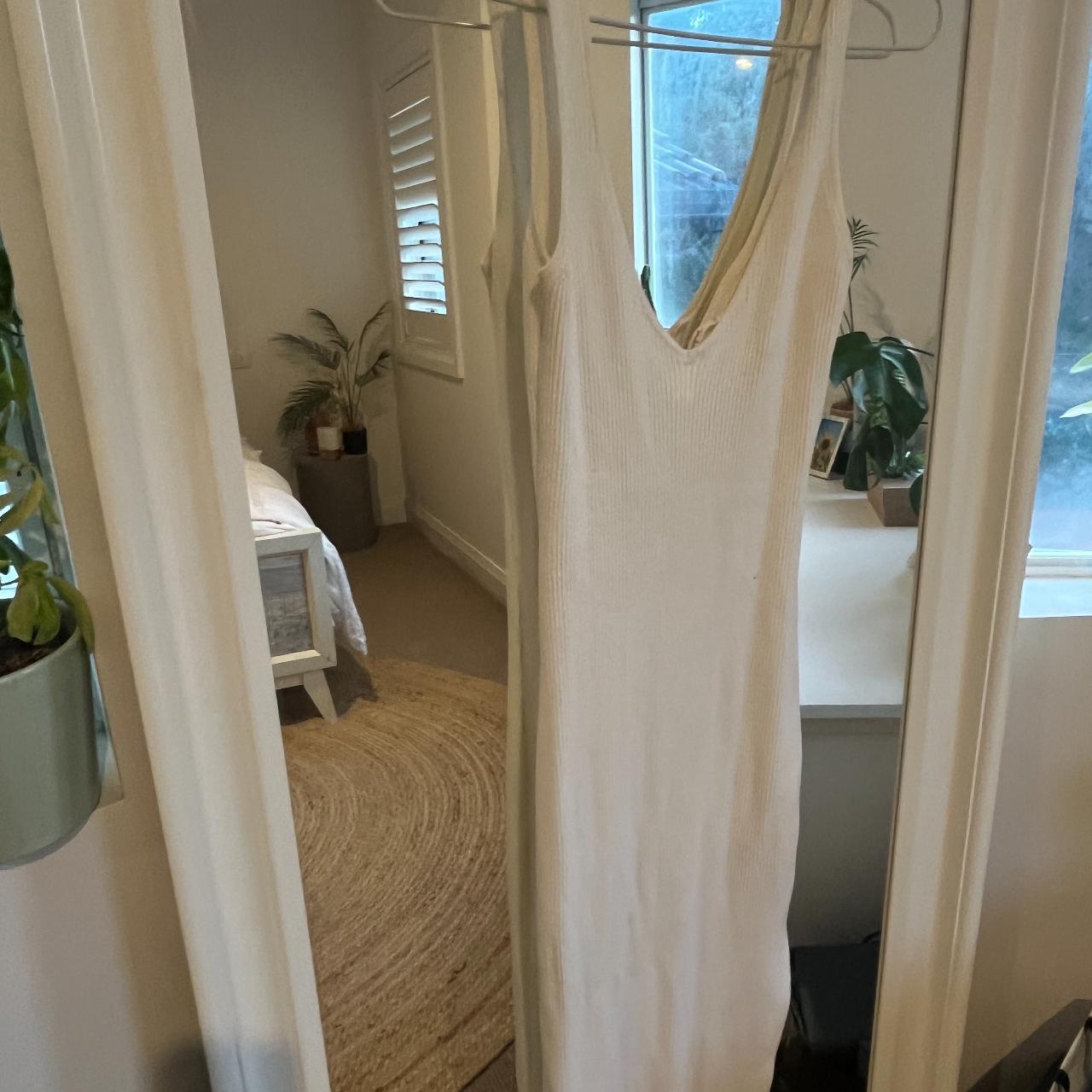 White ribbed midi bodycon dress from Supre Size Medium - Depop