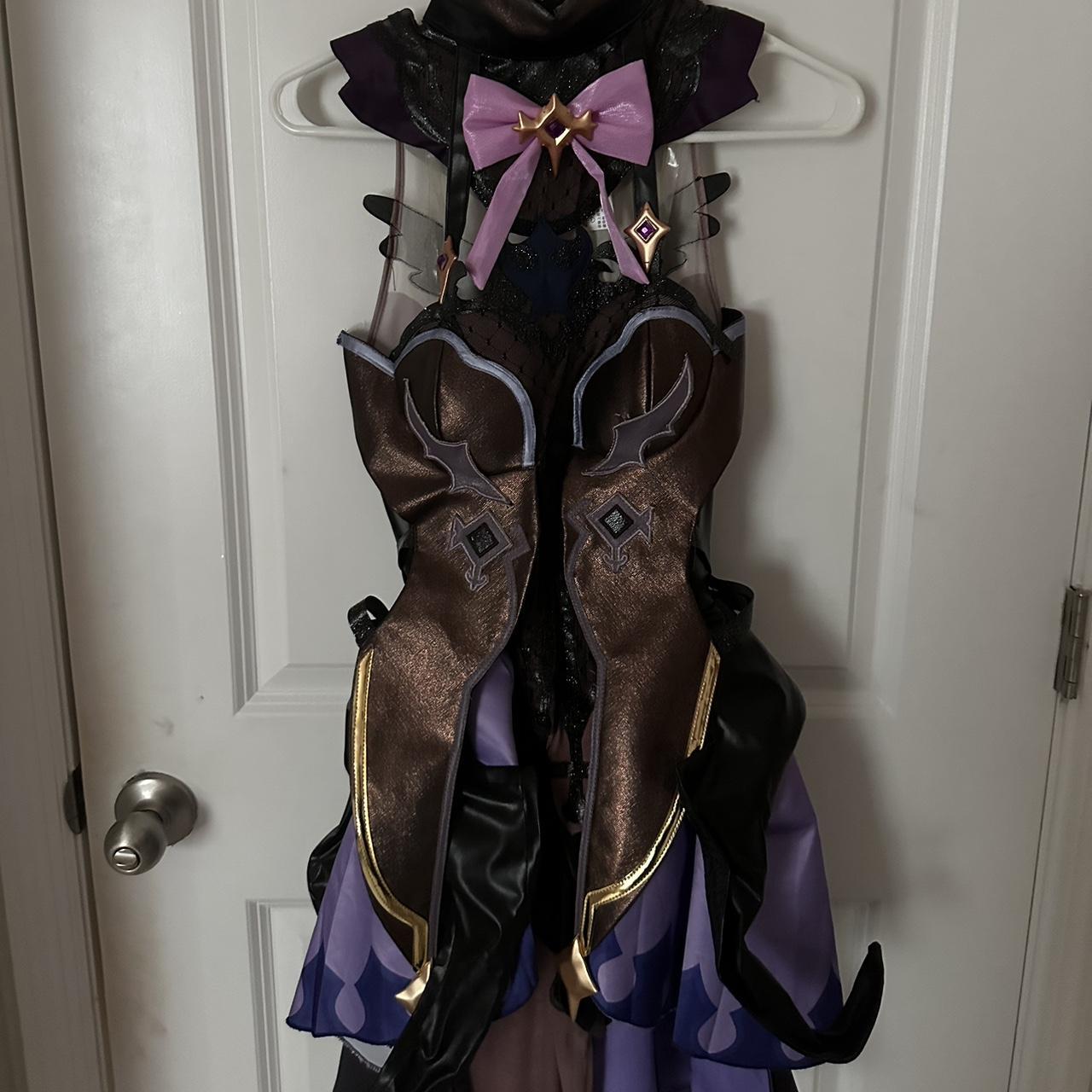 fischl cosplay from uwowo ! it’s a size medium... - Depop