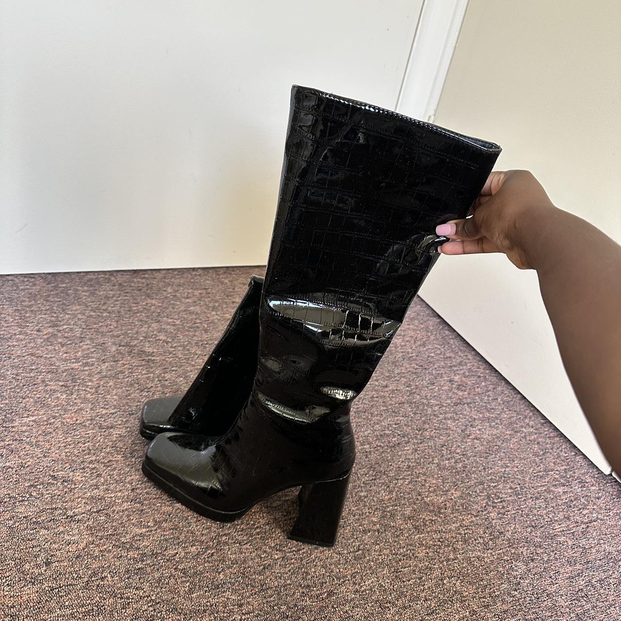Black snake scales boots - Depop