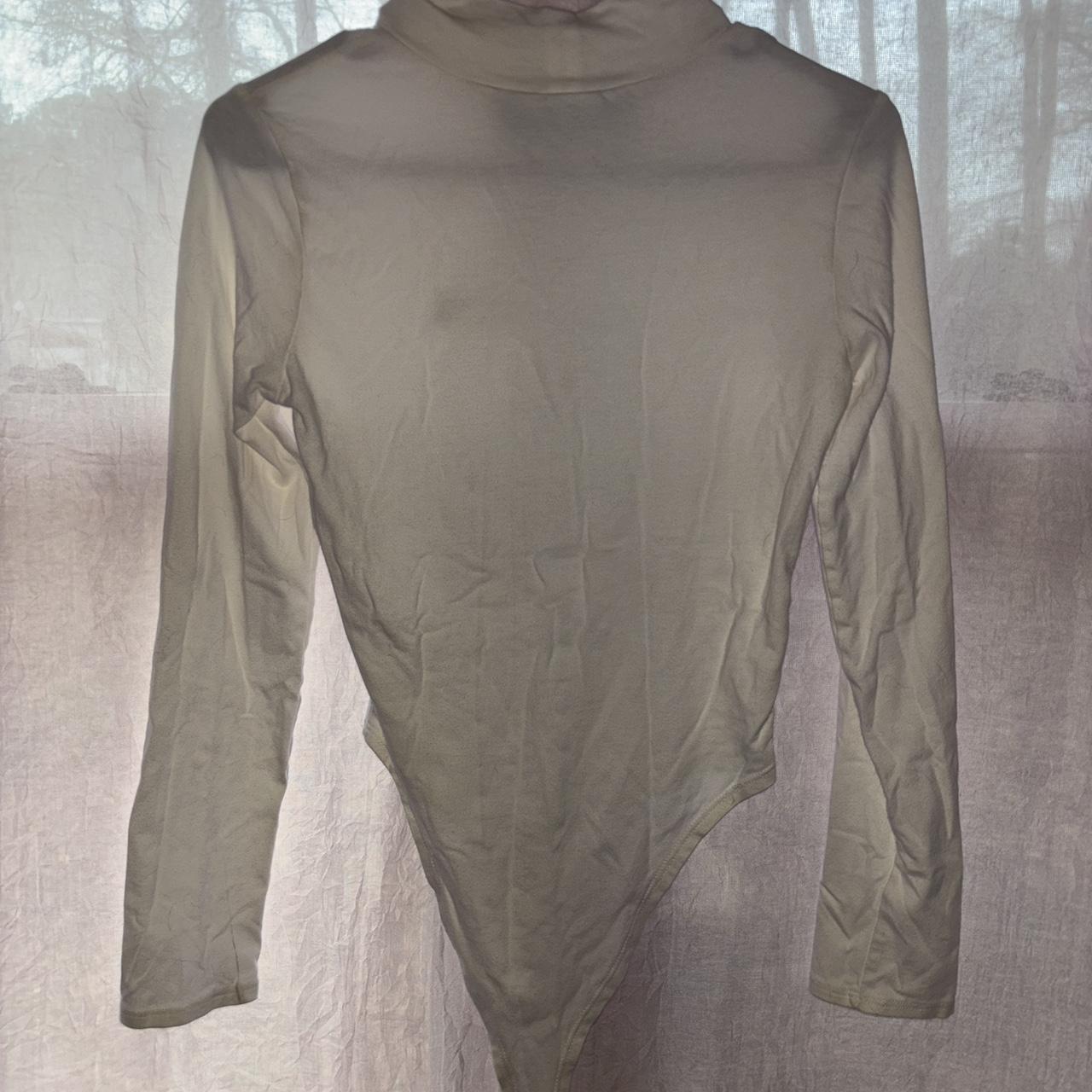 Hello kitty body suit - Depop