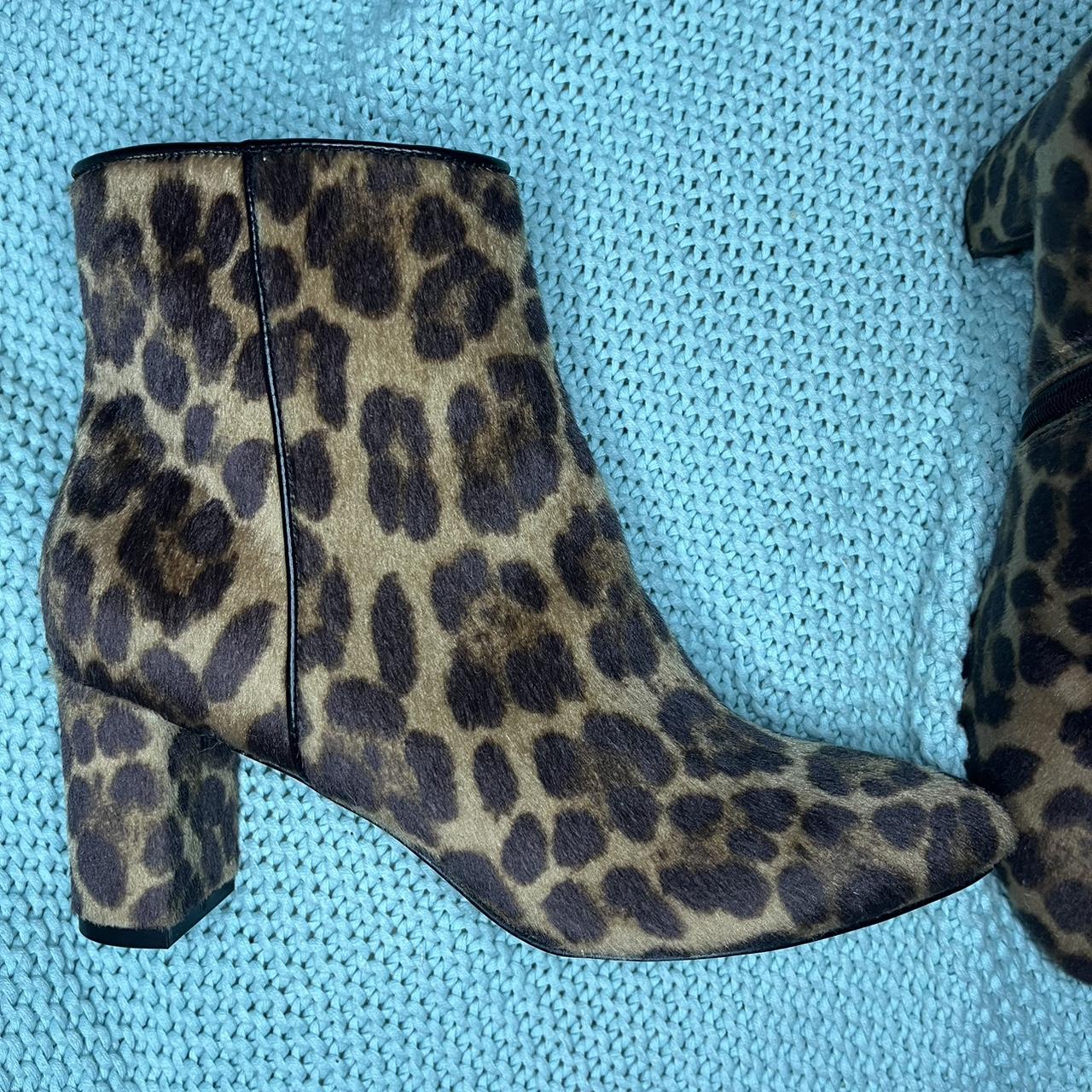 Nine West leopard print boots, perfect for autumn... - Depop