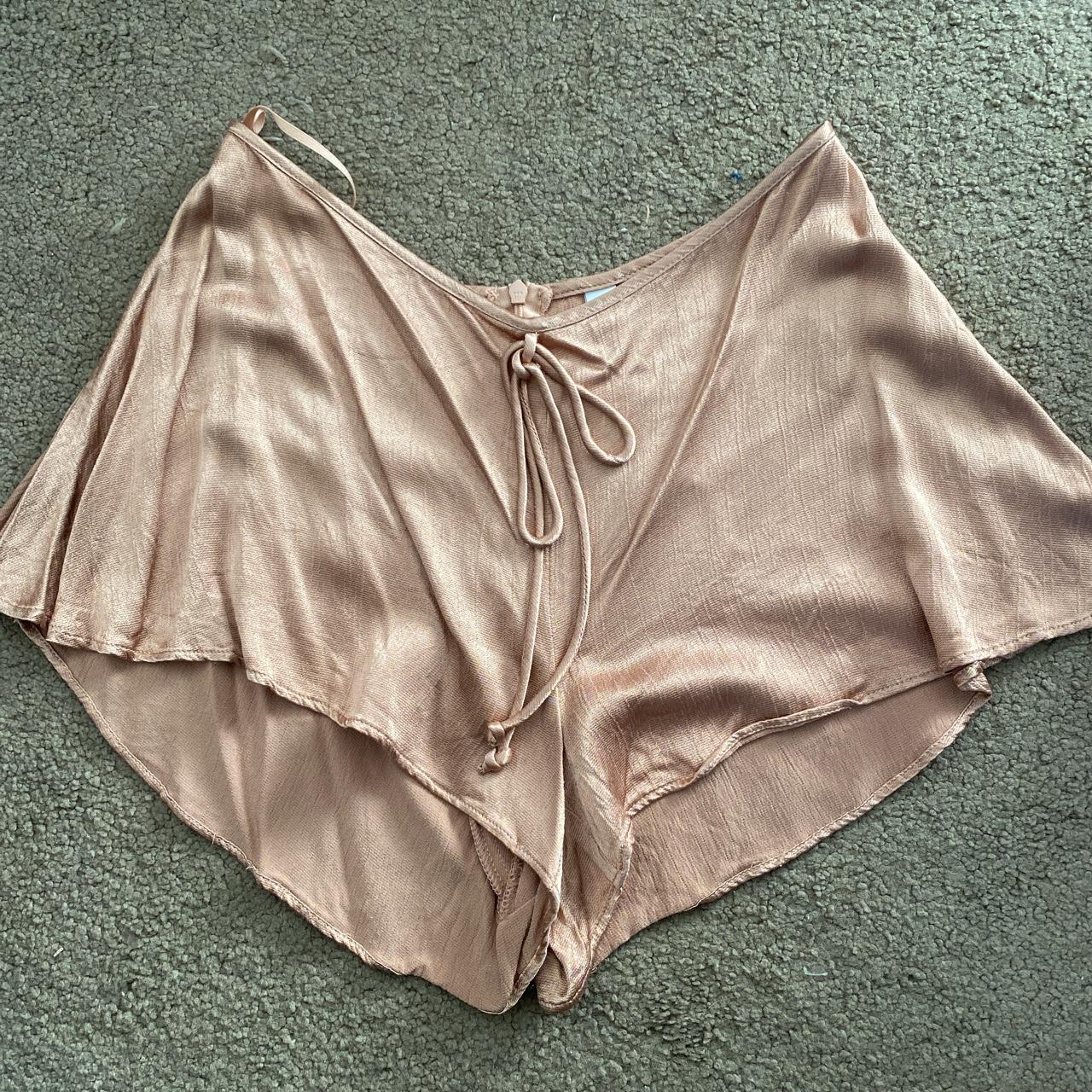 Bec and bridge shorts Size 8 - Depop