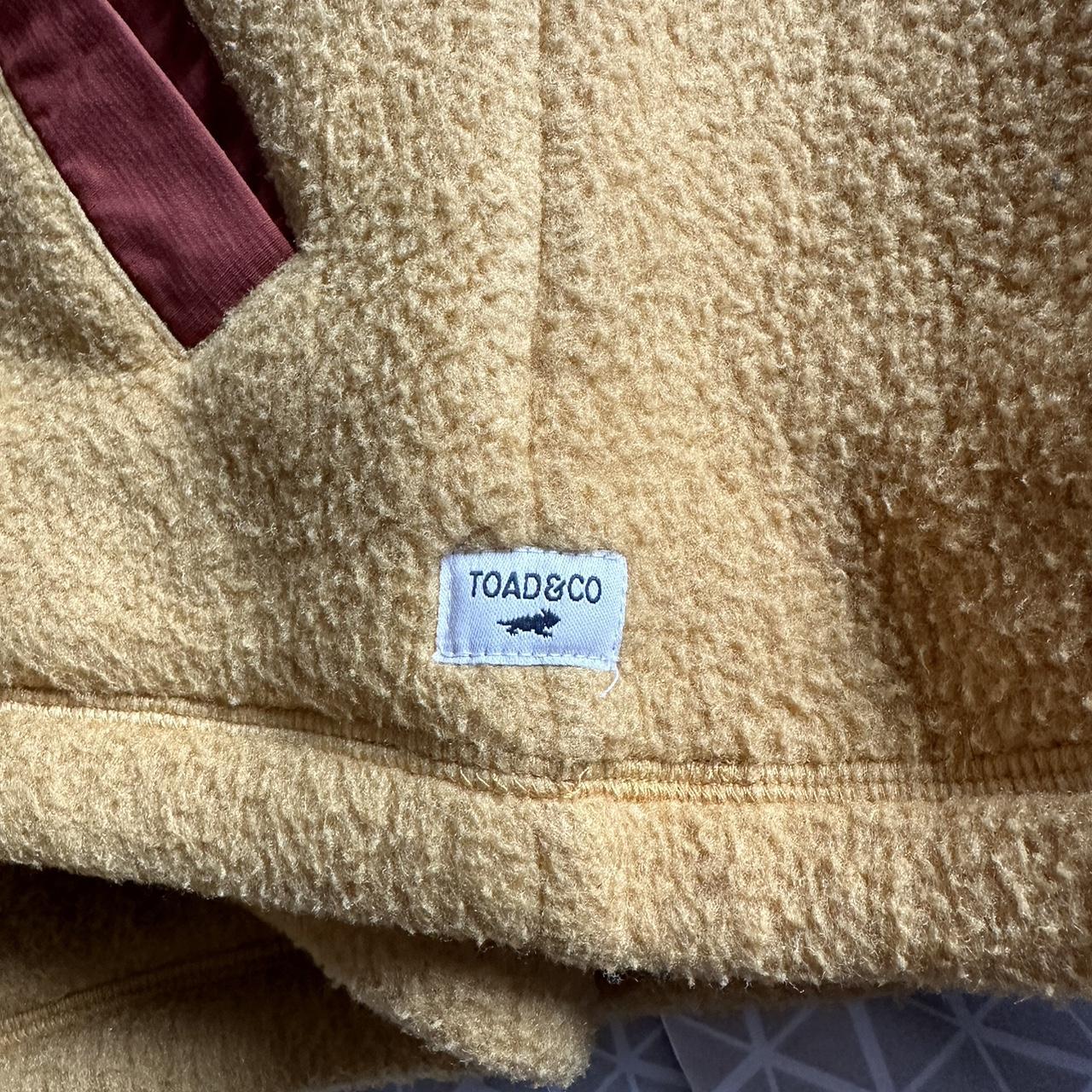 toad and co half zip fleece vest - only worn once... - Depop