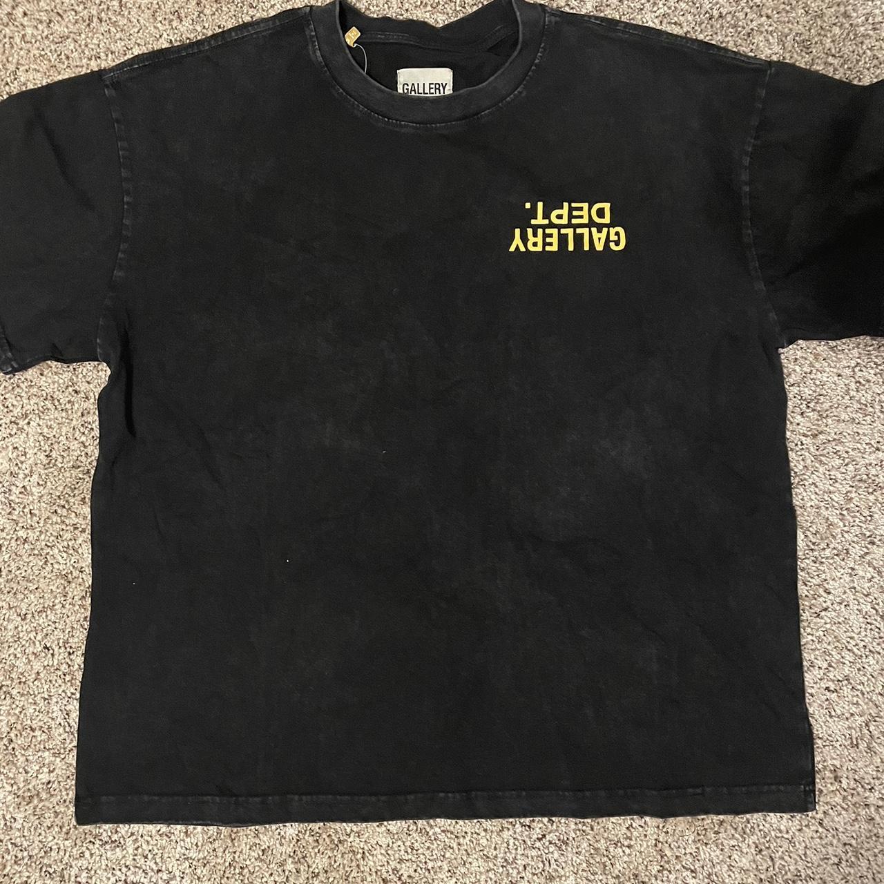 Gallery Dept. Men's Black and Yellow T-shirt | Depop