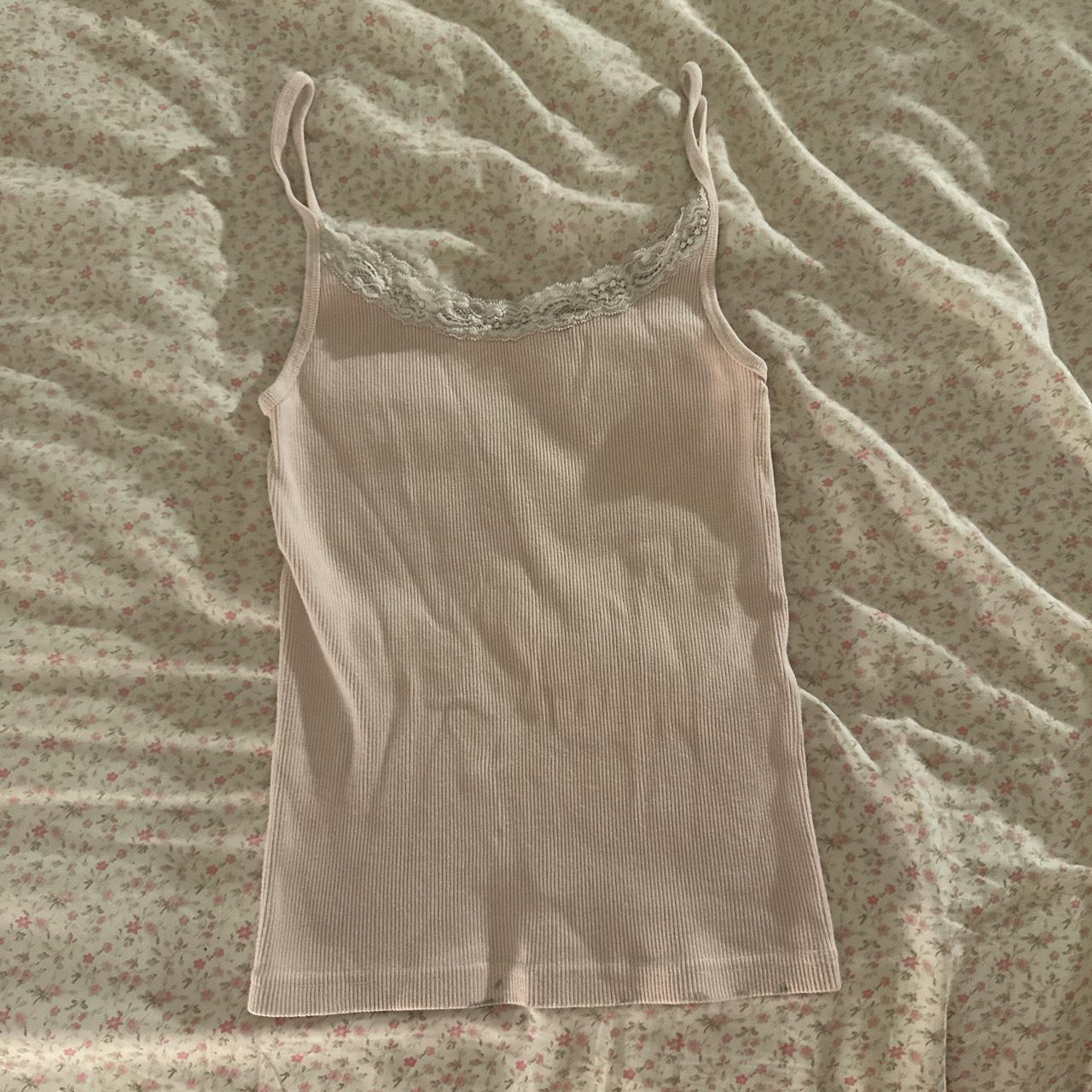 Pink Brandy Melville tank top 🌺🩷 no... - Depop
