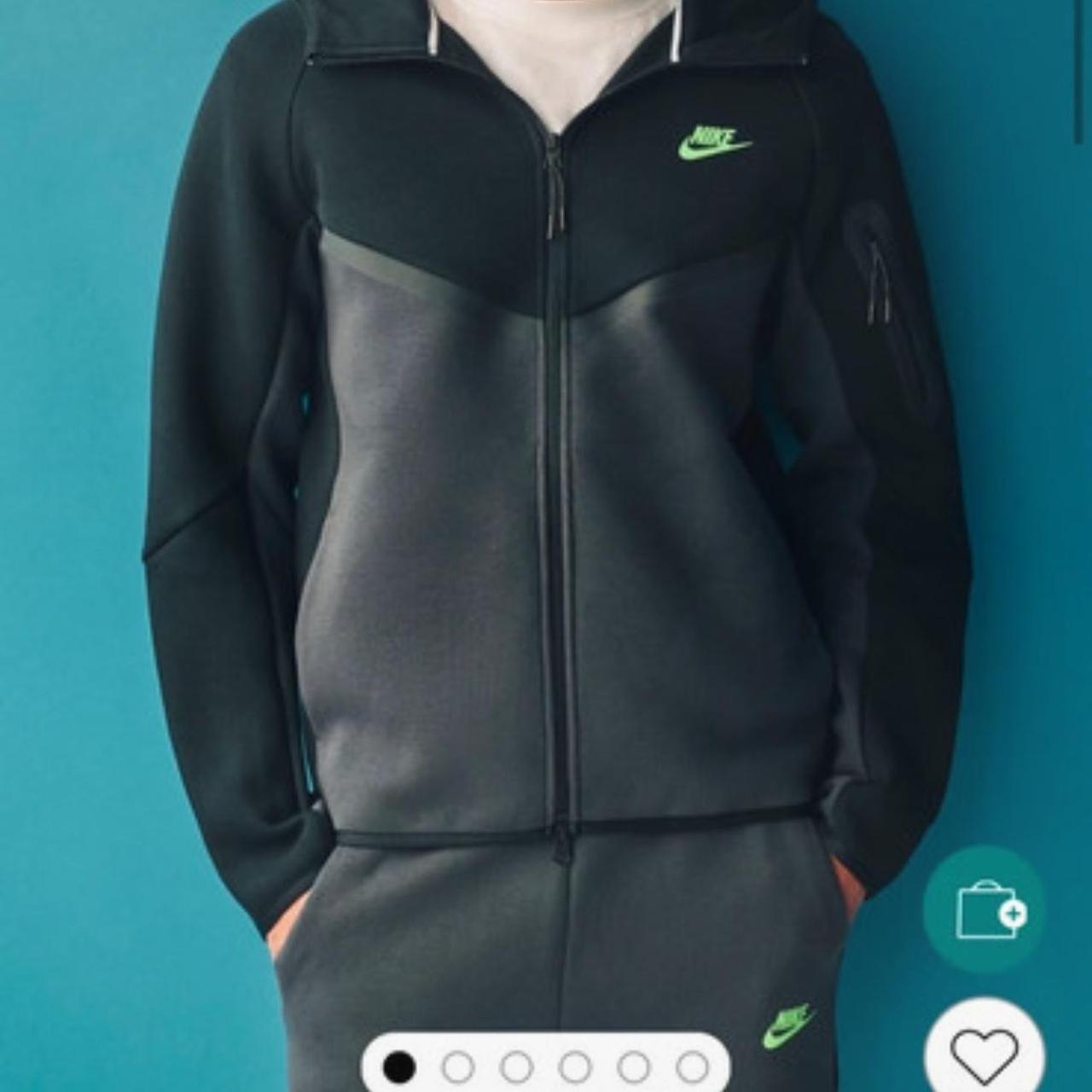 Nike black and green tech fleece tracksuit | Depop