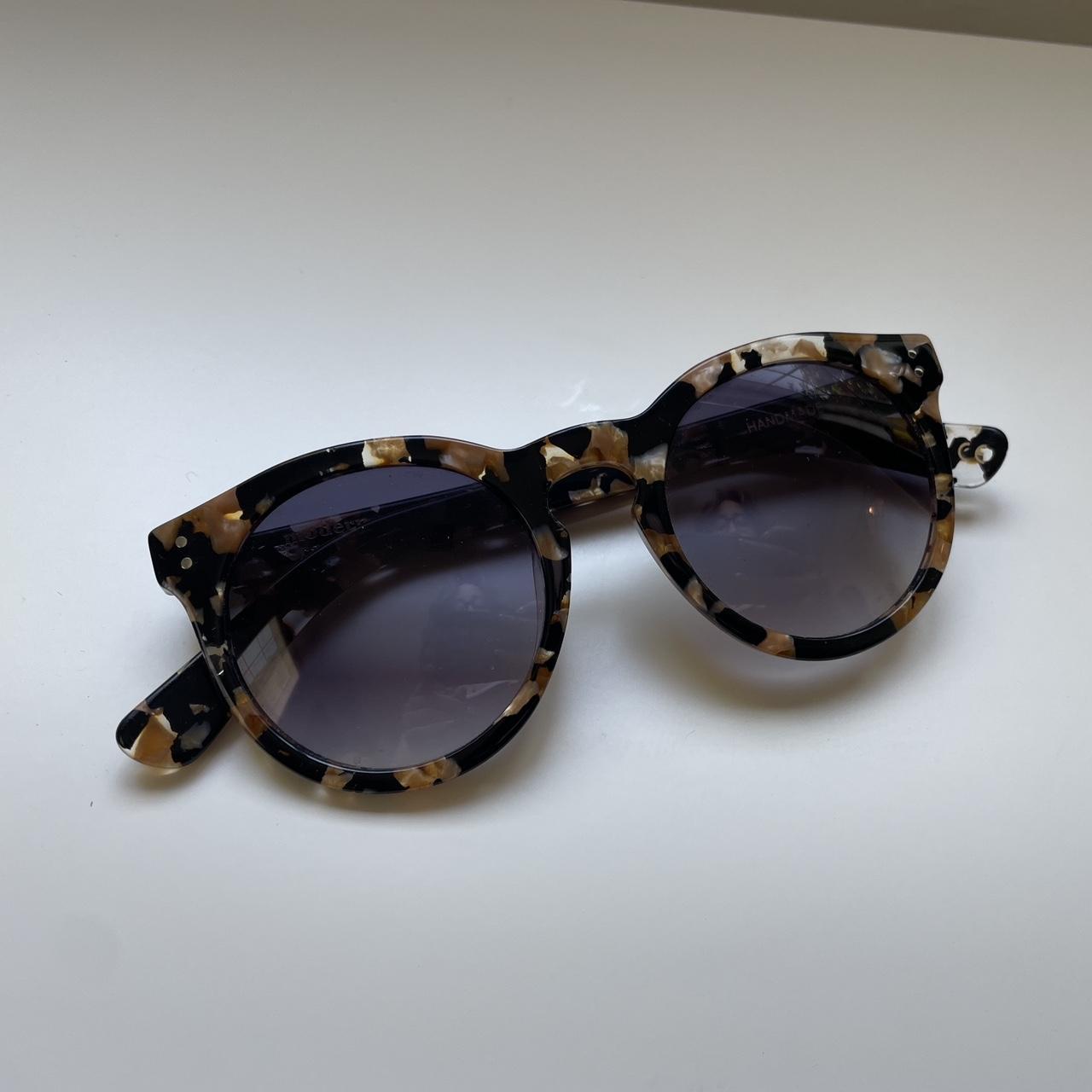 Modern rarity tortoise shell round sunglasses. Best... - Depop