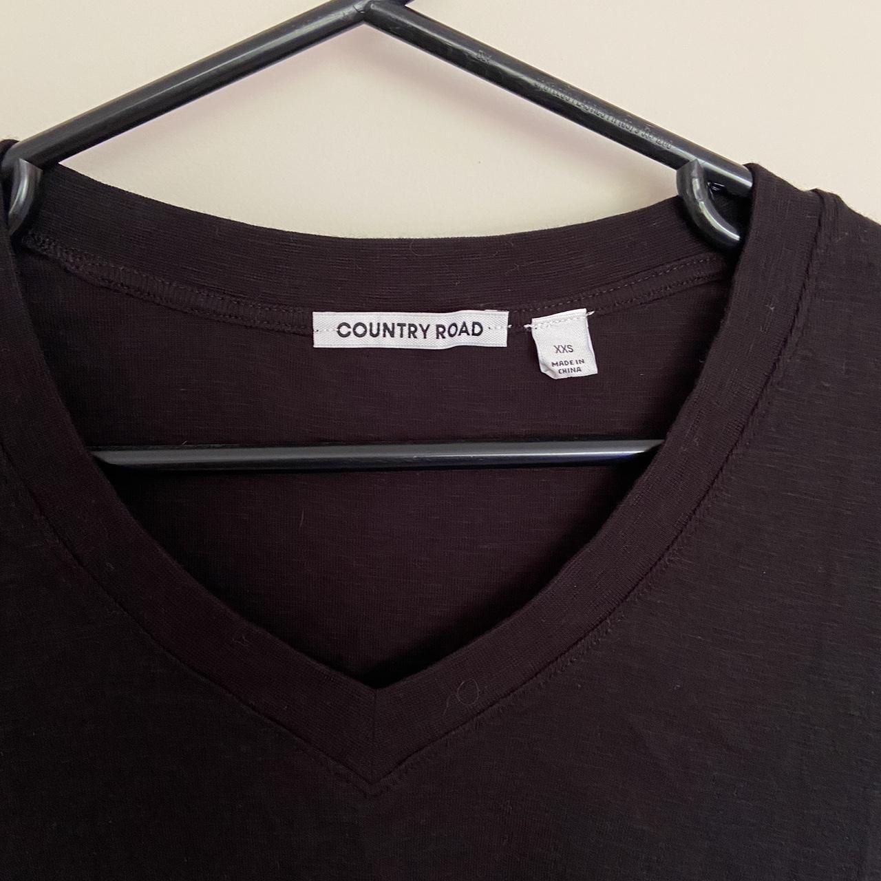 Country road v neck tee (8) - Depop