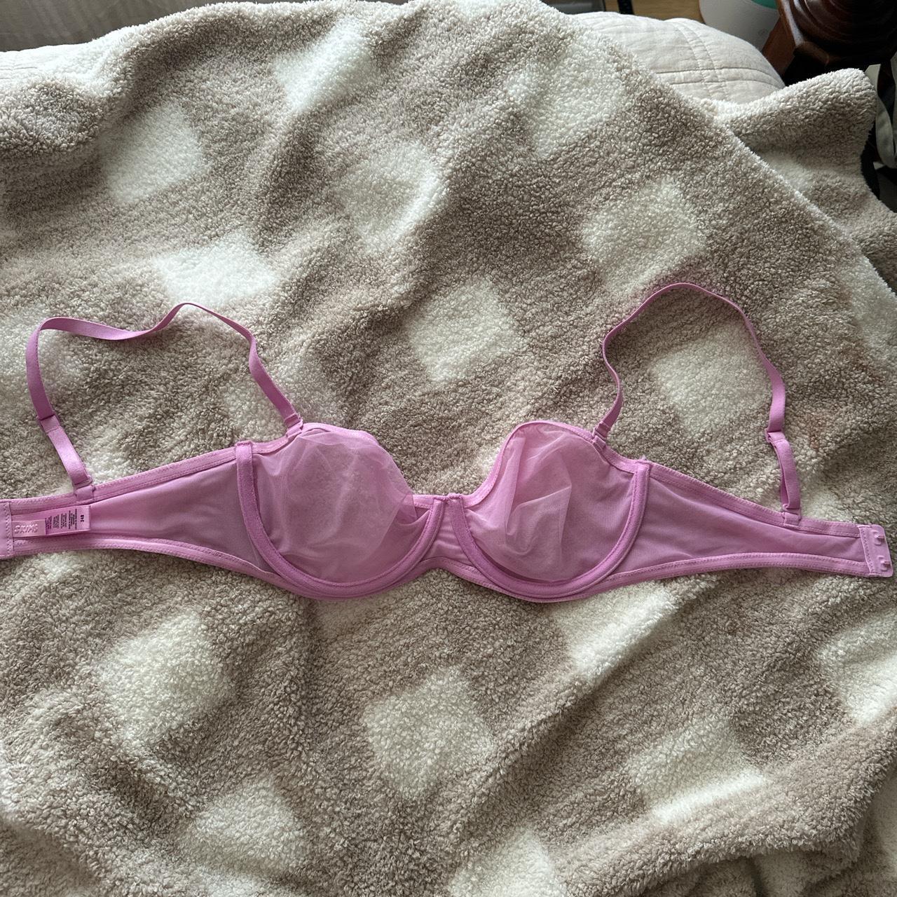 Skims bubblegum pink balconette bra GORGEOUS... - Depop