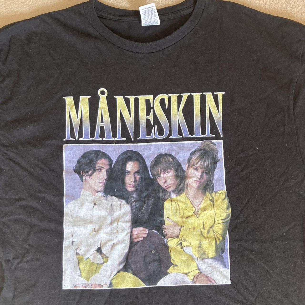 Women's Black T-shirt | Depop