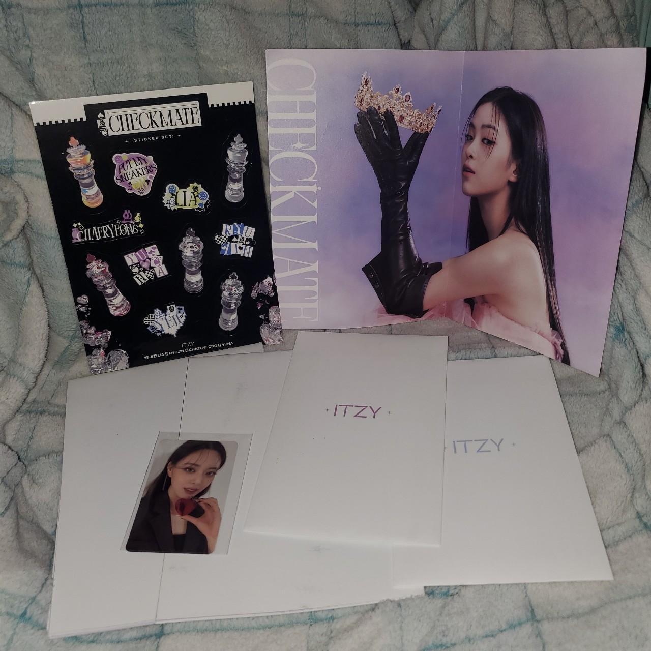 Itzy Checkmate Merchandise ⛔️Message me before... - Depop