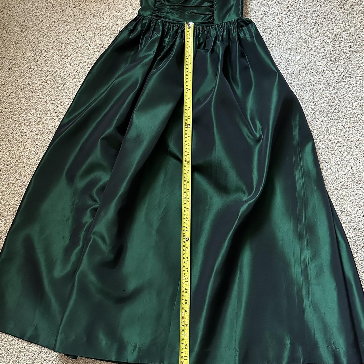 Stunning dark emerald green taffeta dress Only worn... - Depop