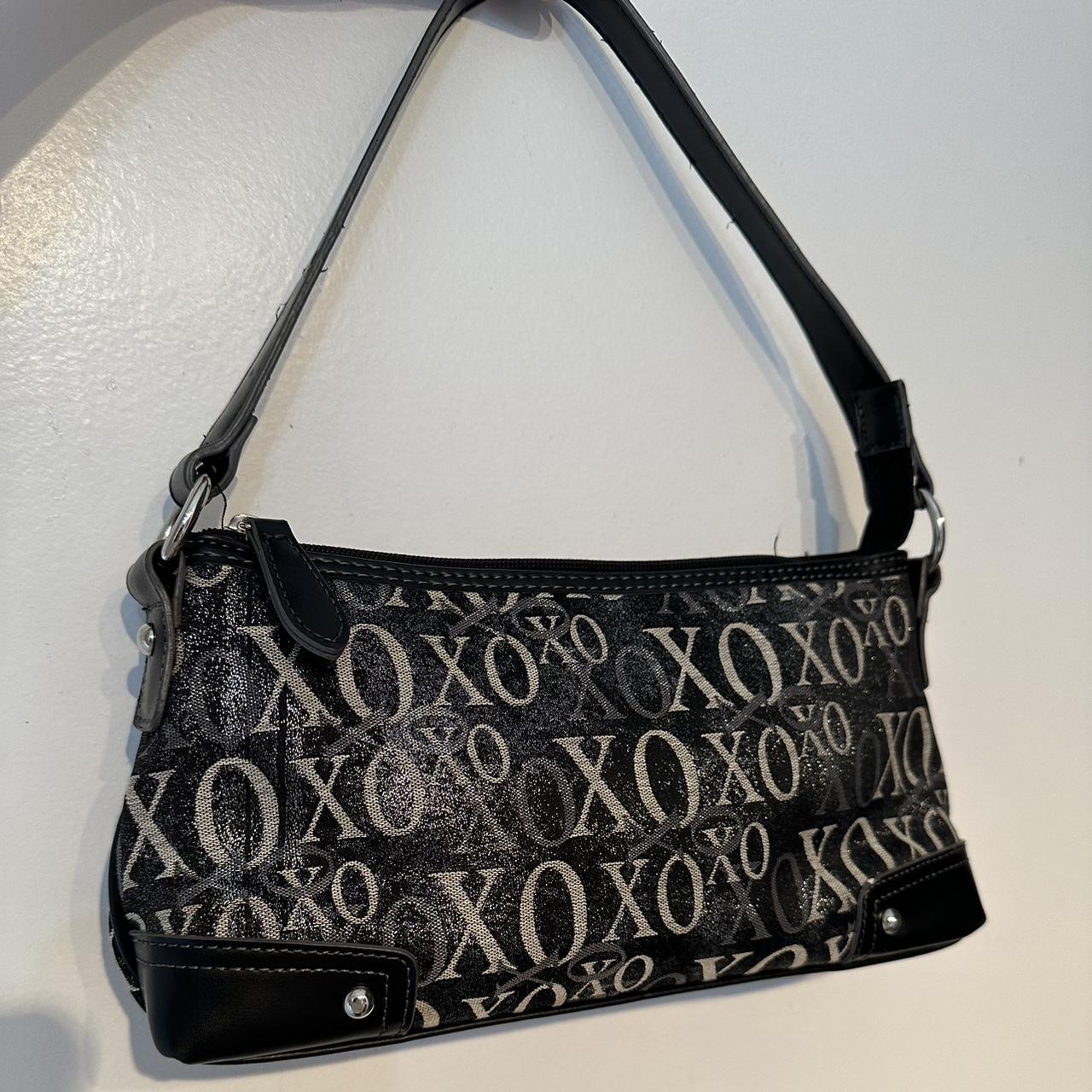 Xoxo shoulder bag - Depop