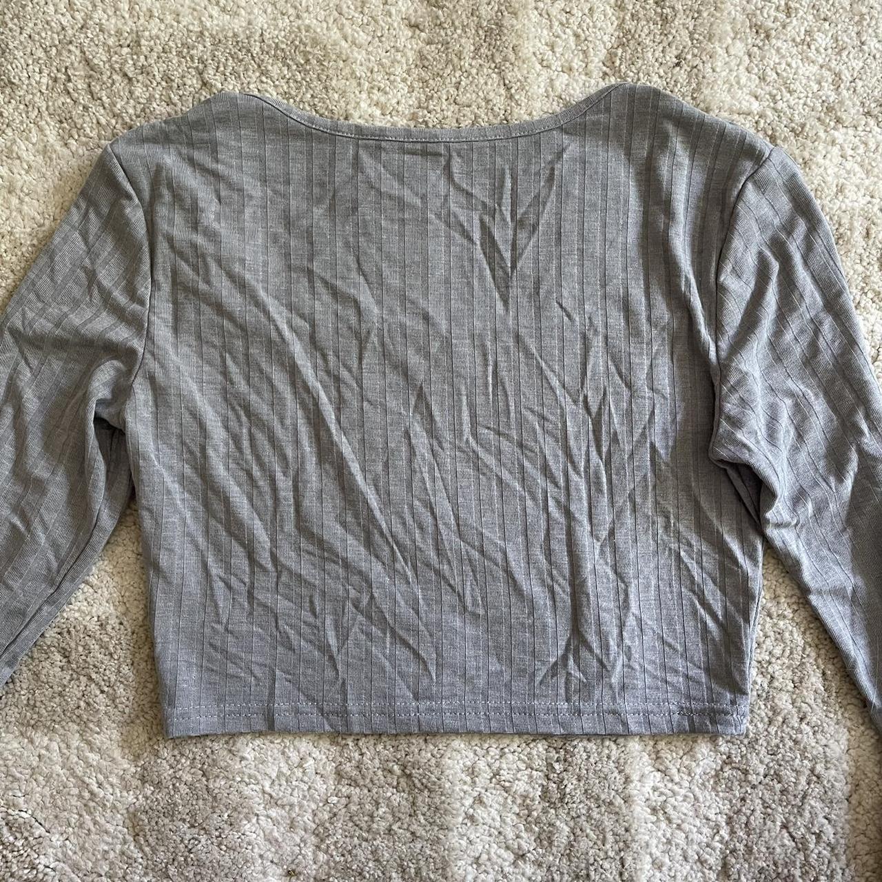 grey square neck long sleeve crop top -really soft... - Depop