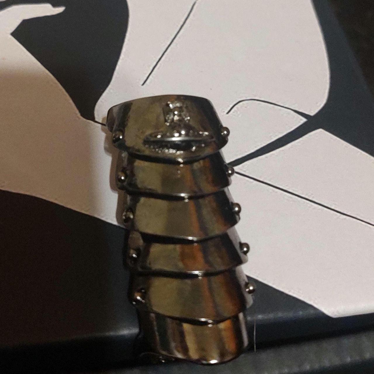 High quality Silver Saturn armour ring - Depop