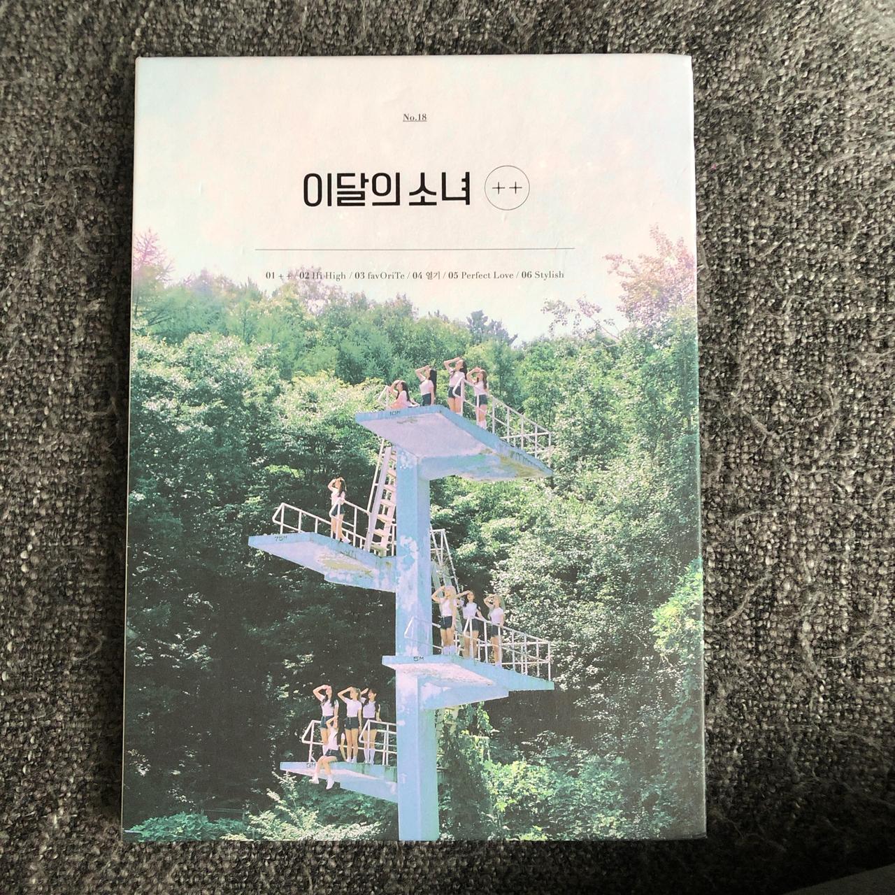 Loona hi high album first press SEND OFFERS Damage... | Depop