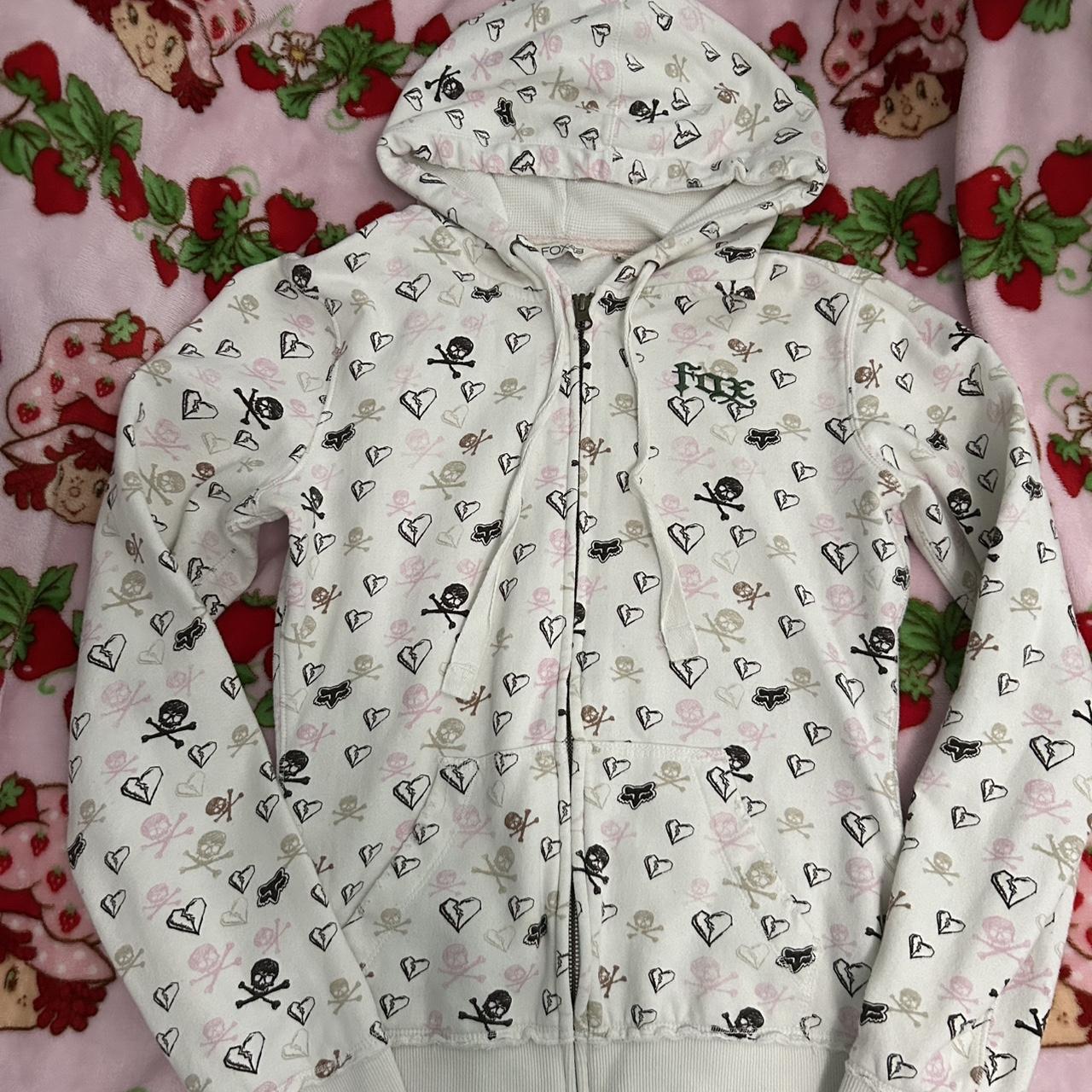Coolest Fox racing White and pink skull and hearts... | Depop