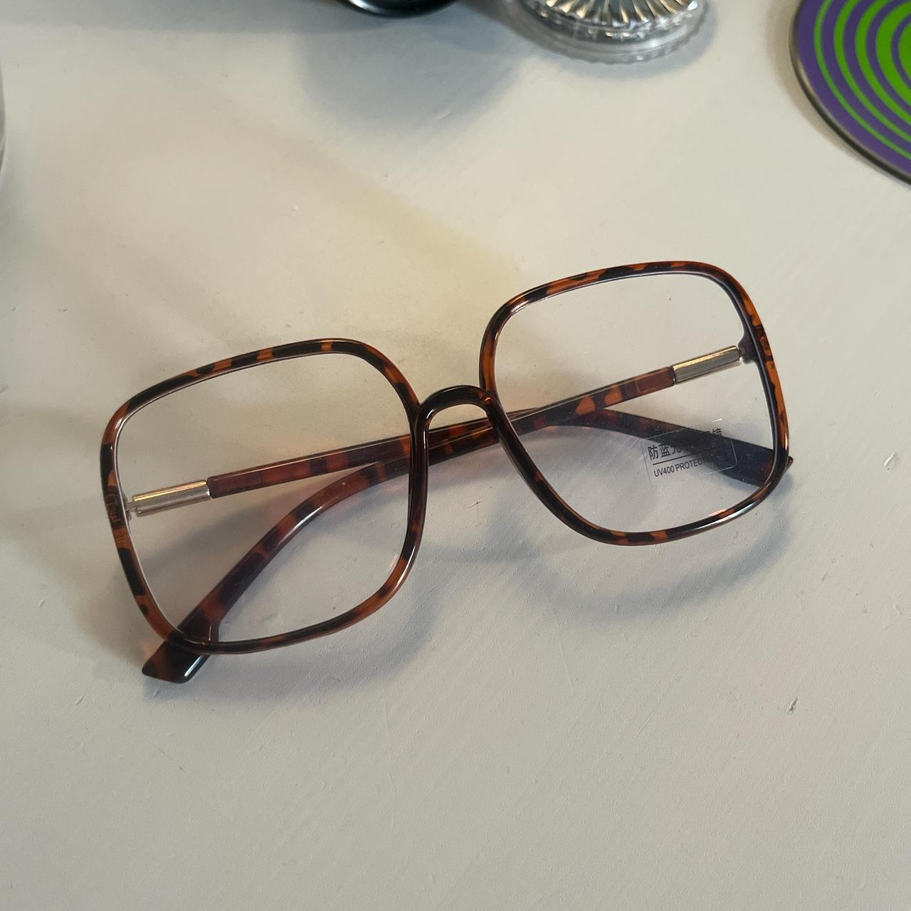 square shaped glasses brown/black - Depop