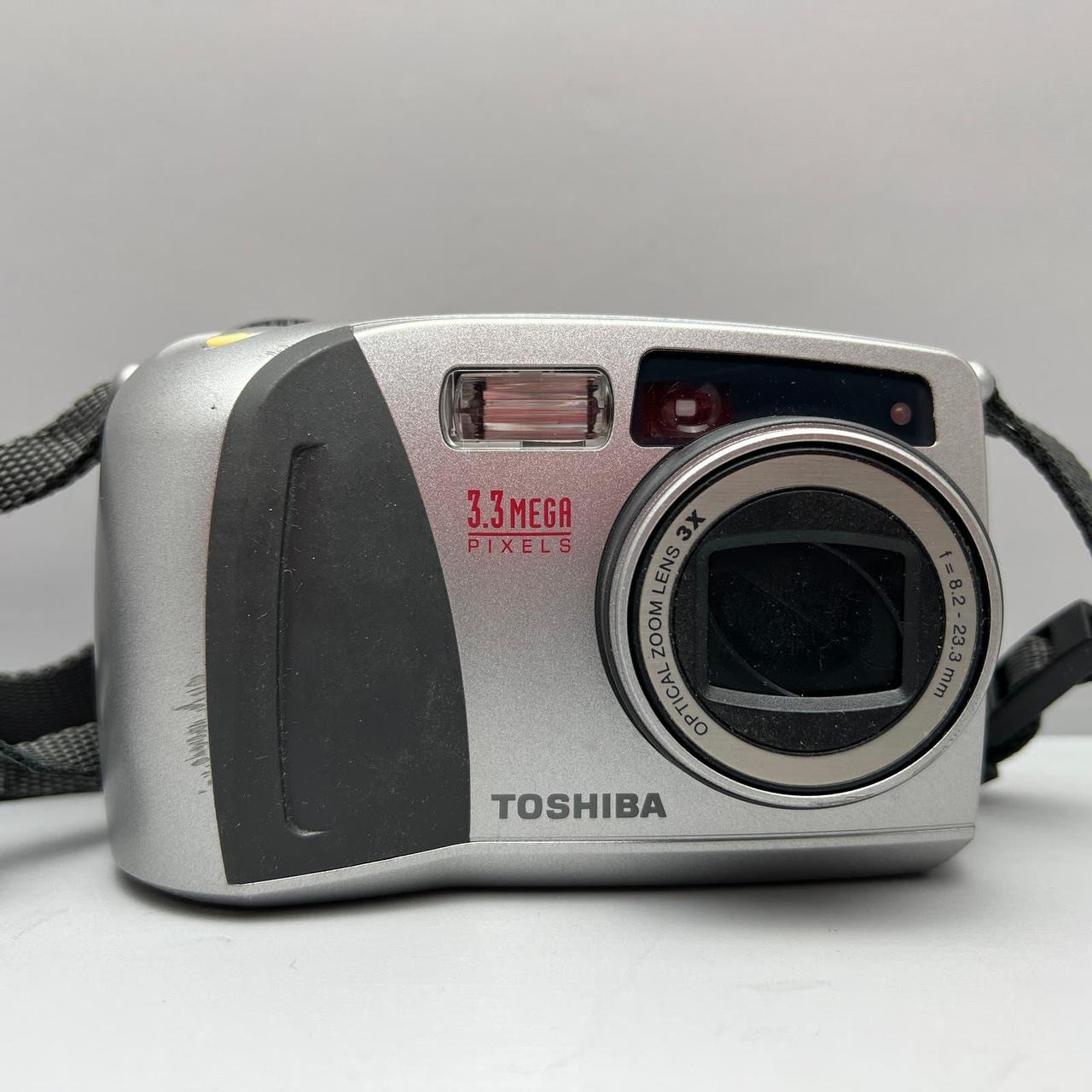 Camera has been sitting in a box in the closet for... - Depop