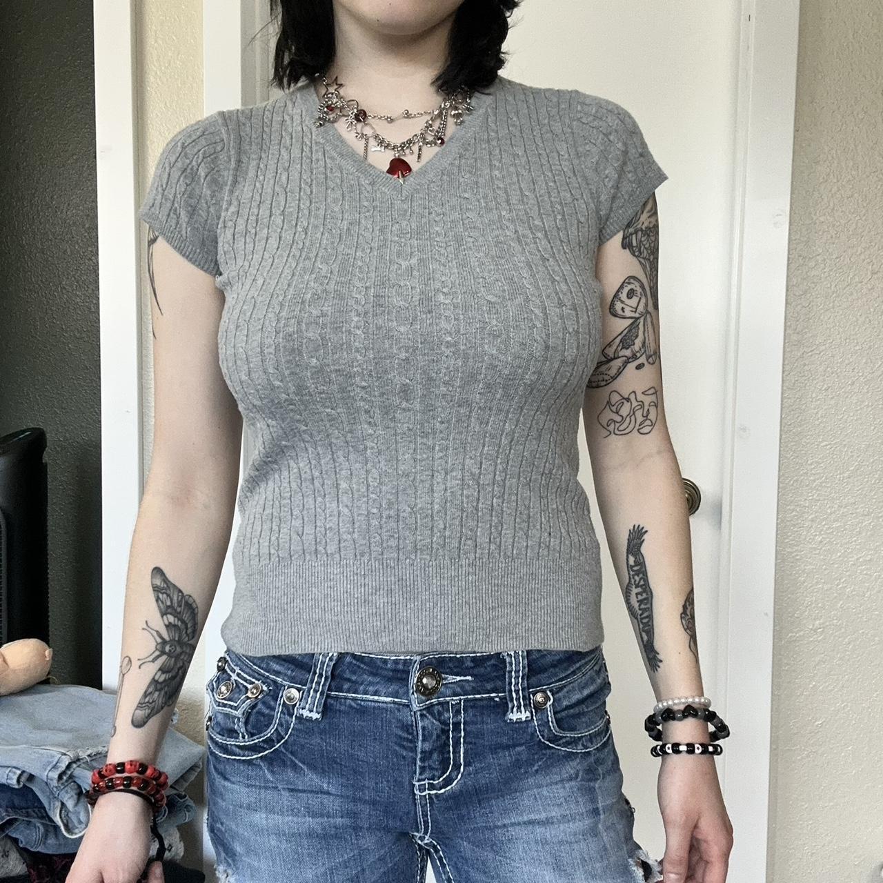 Women's Grey T-shirt | Depop