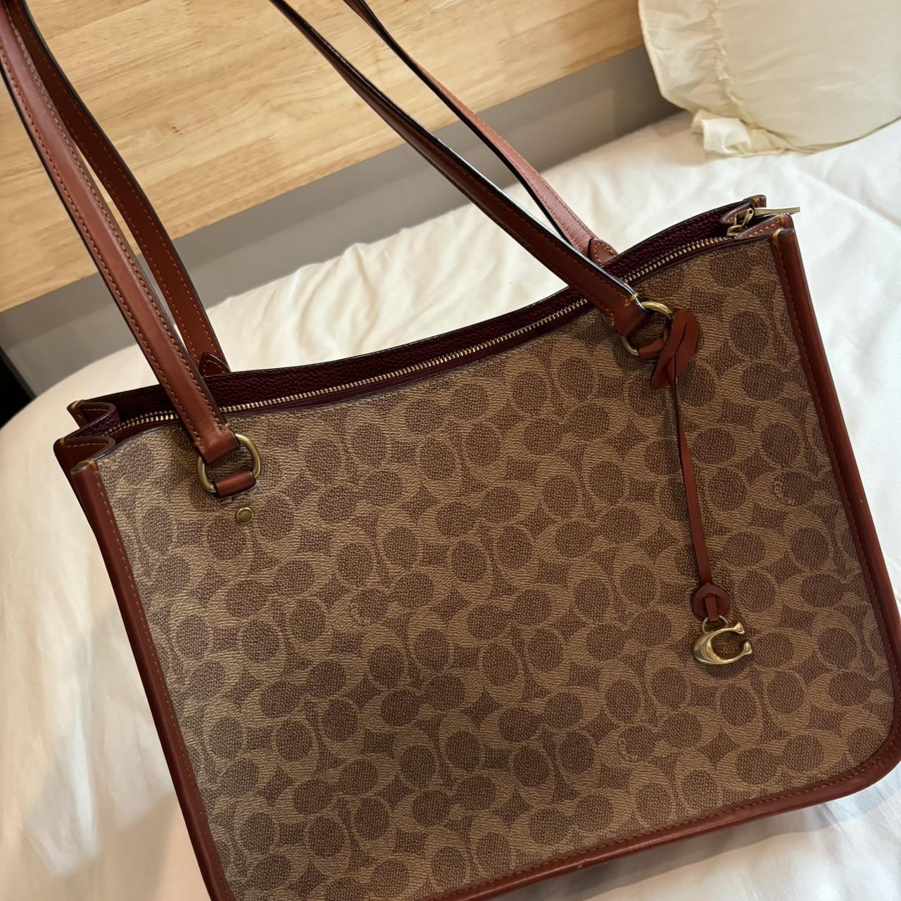 Coach Tote bag - amazing condition - fits laptop -... - Depop