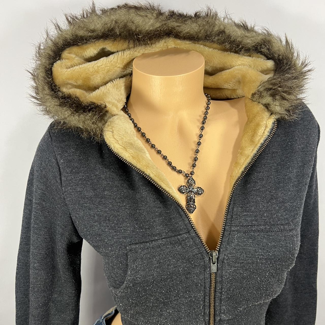 Y2K navy faux fur trim zip up hoodie Literally TO... - Depop