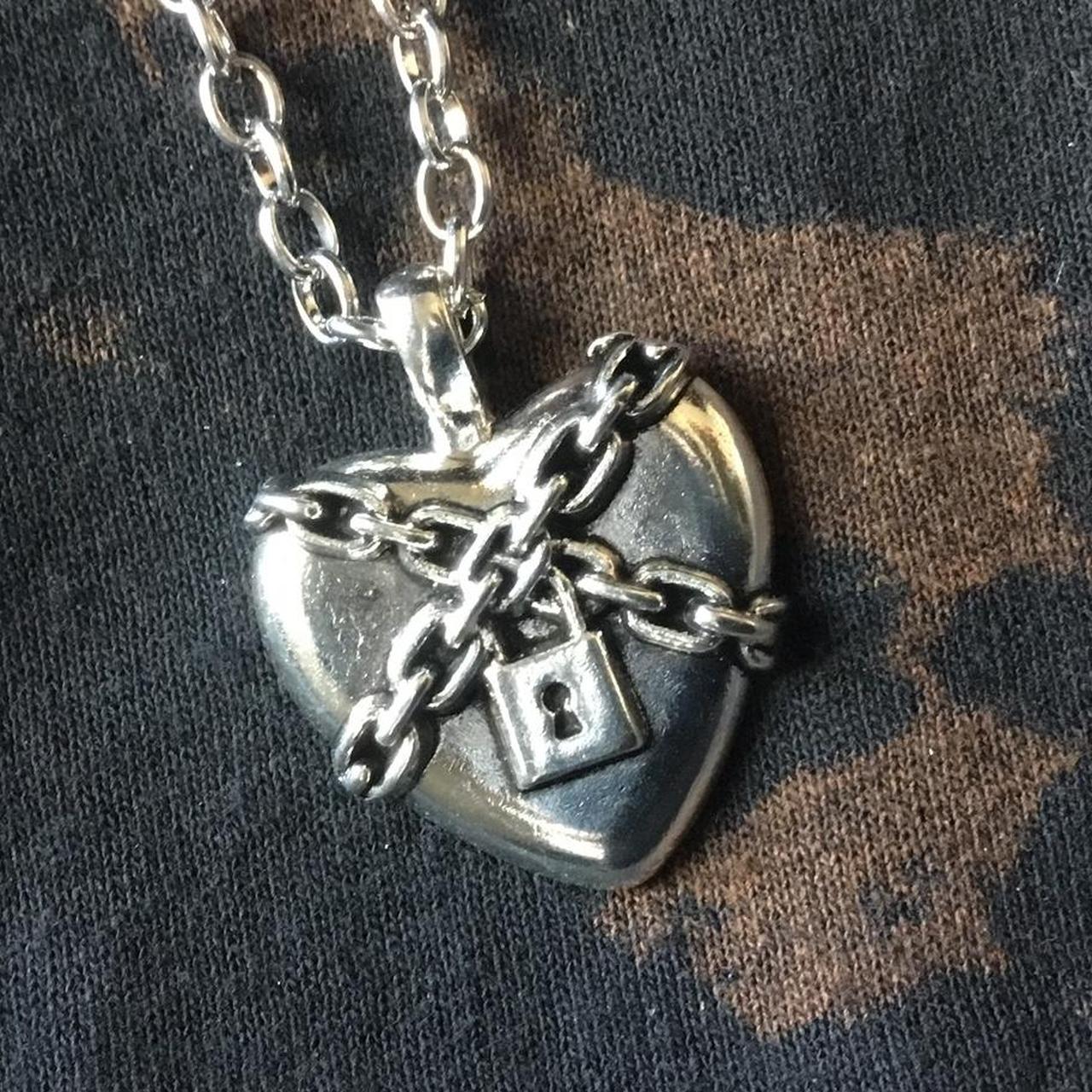 heart necklace / chain necklace with padlock heart... | Depop