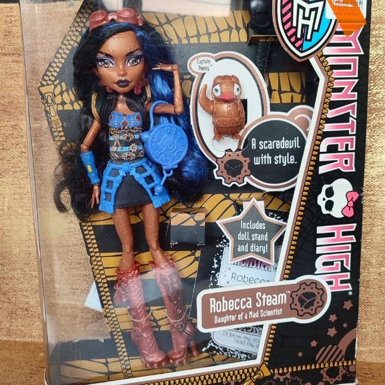 Monster High Robecca Steam 1st Wave Pet Penguin... - Depop