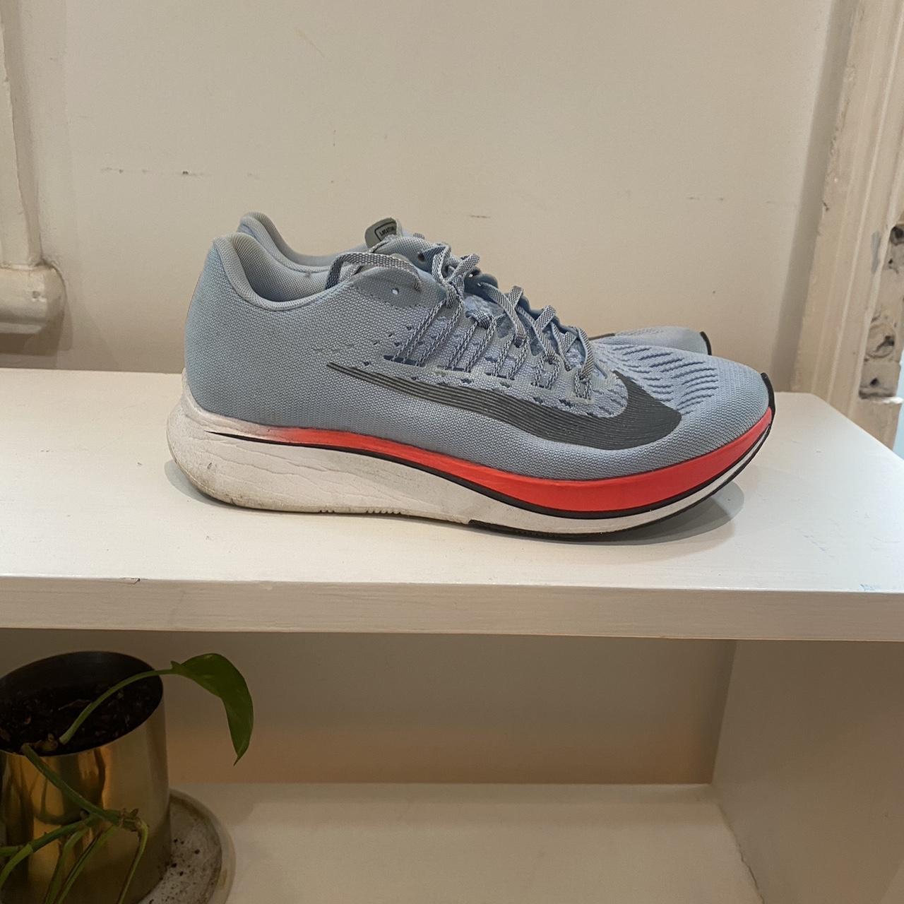 Nike running shoes Zoom Fly - sole is super bouncy... - Depop