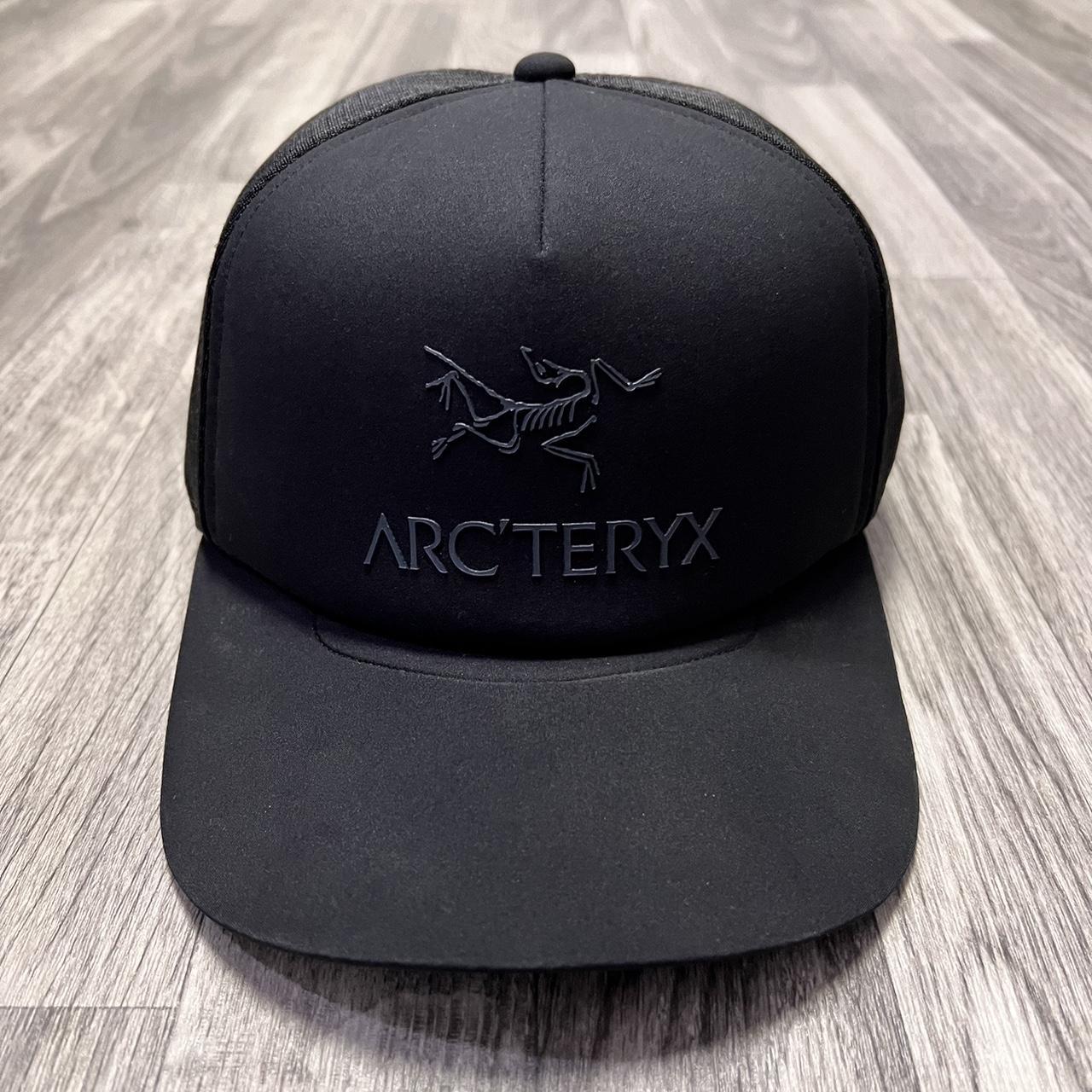 Arc'teryx Men's Black Hat | Depop