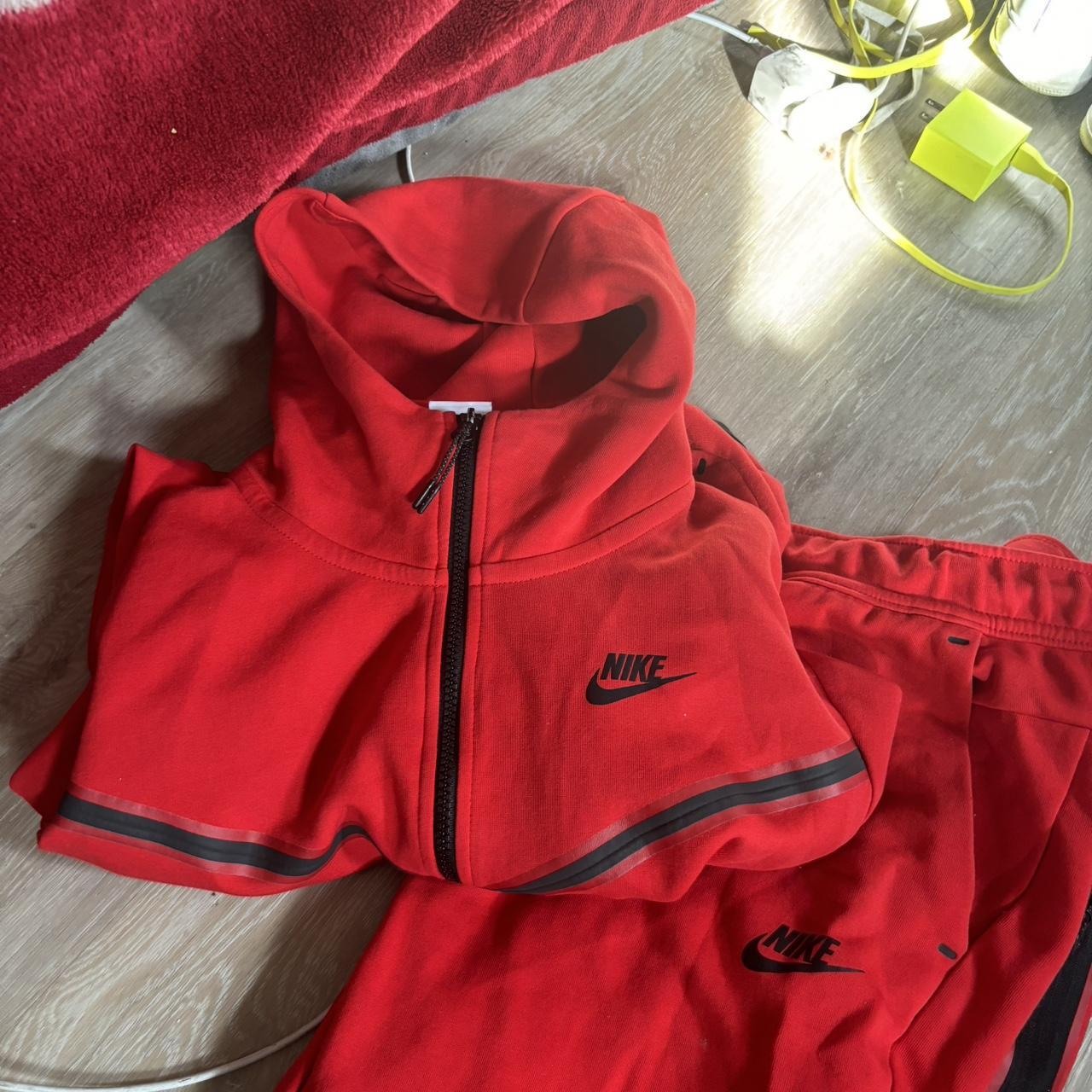 Red Nike tech Full Set Size Medium - Depop