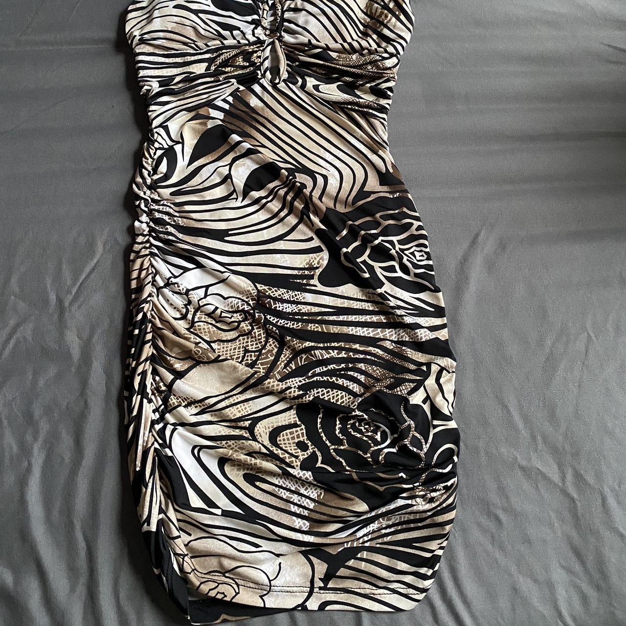 2000’s Clubbing dress Very stretchy Flatters the... - Depop