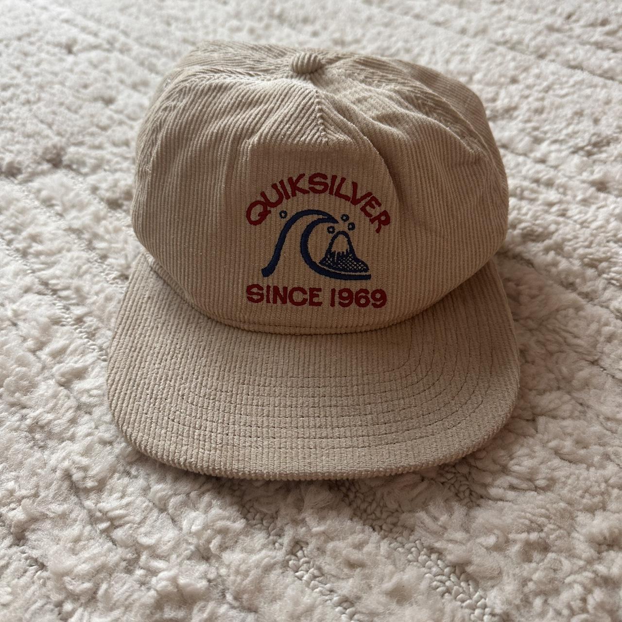 Quicksilver men’s hat, worn a handful of times. | Depop