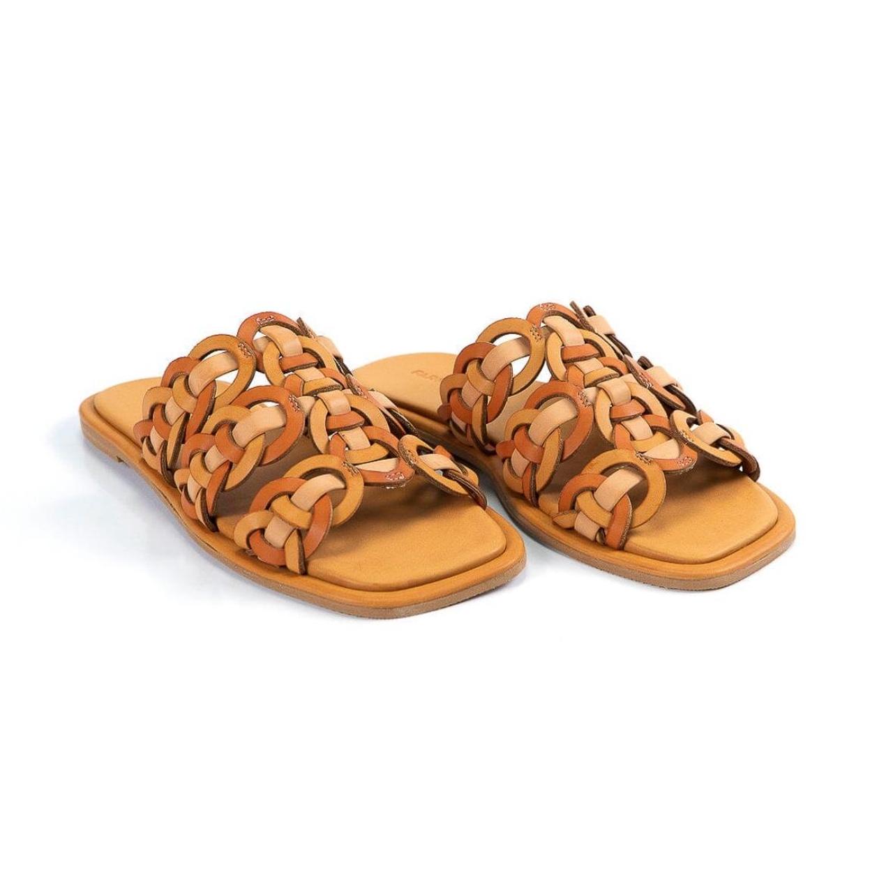 Never worn farm rio sandals size 9 - Depop