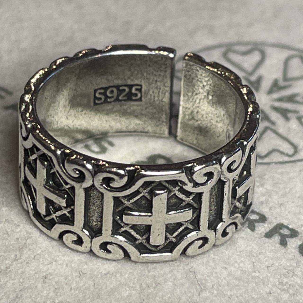 Unique Vintage style sterling silver ring adjustable... - Depop