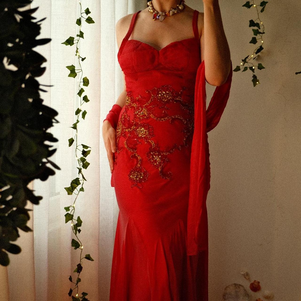 Magical red ruby dress (M till L) A magical red... | Depop