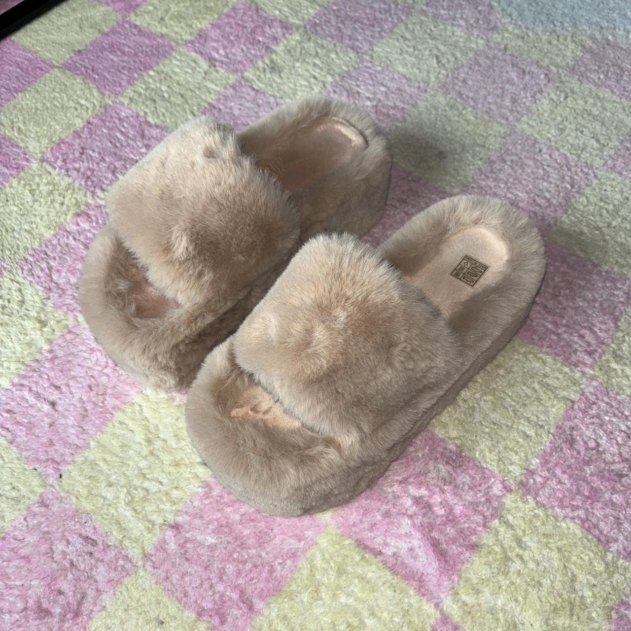 tan furry platform slides 🤎 ♡ completely fur lined/... - Depop