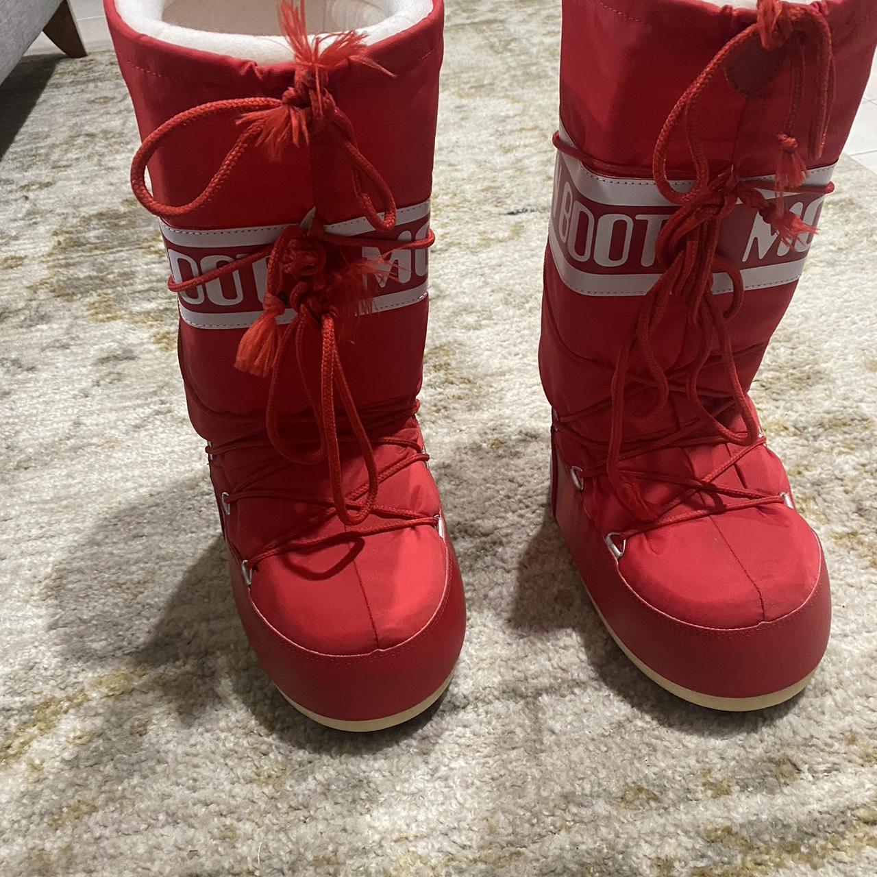 Moon Boot Women's Red Boots | Depop
