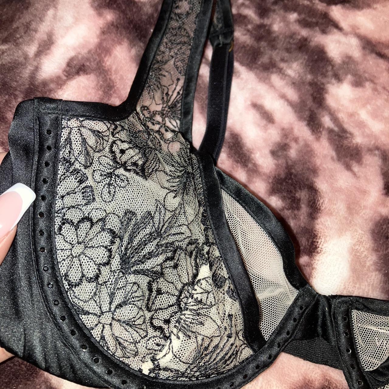 Victorias Secret Plunge Bra Diamante 32c Depop