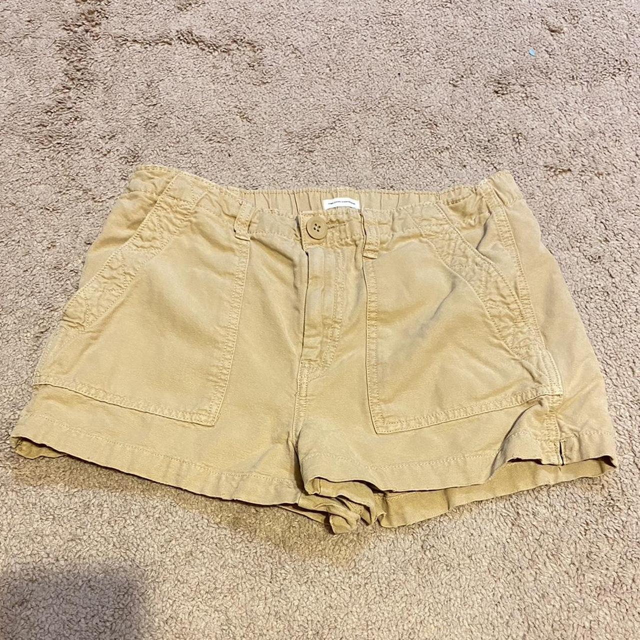 Aerie Women's Tan and Cream Shorts | Depop