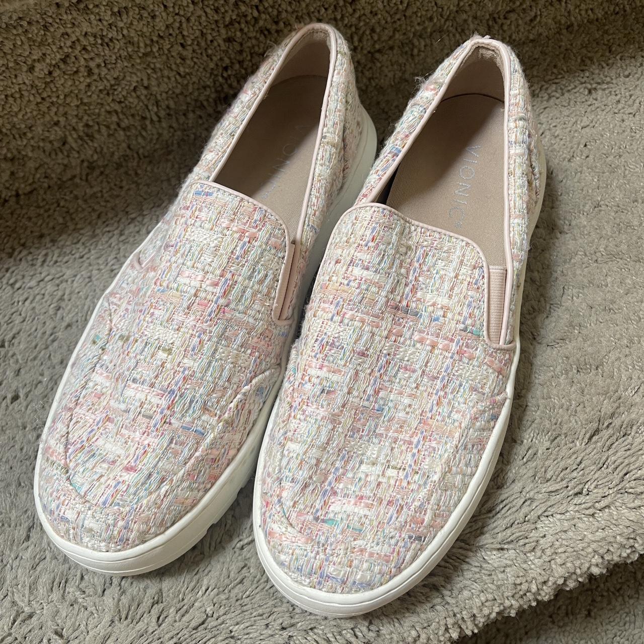 Vionic Women's Trainers | Depop