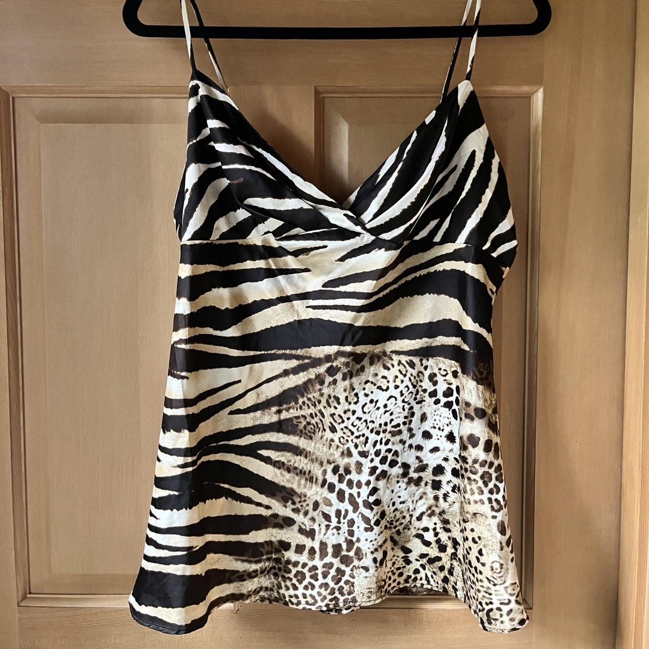 Natori animal prints top L - Depop