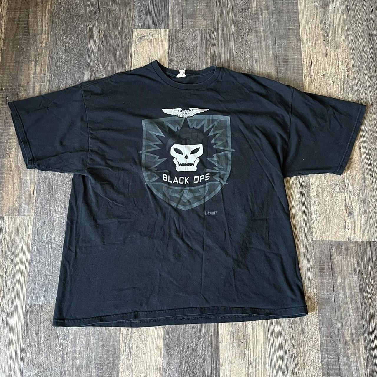 2010 black ops t Size XXL Has a couple tiny... - Depop